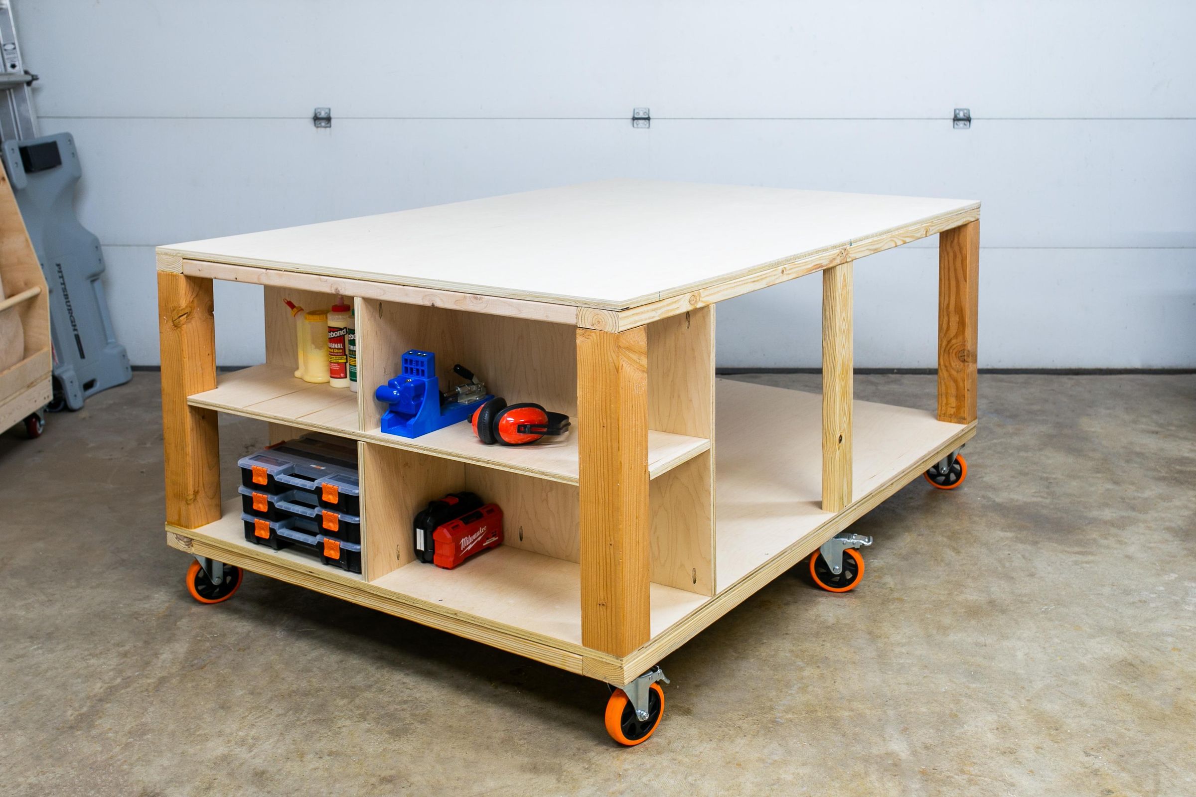 EASY DIY Workbench! Mobile With Storage : 9 Steps (with Pictures ...