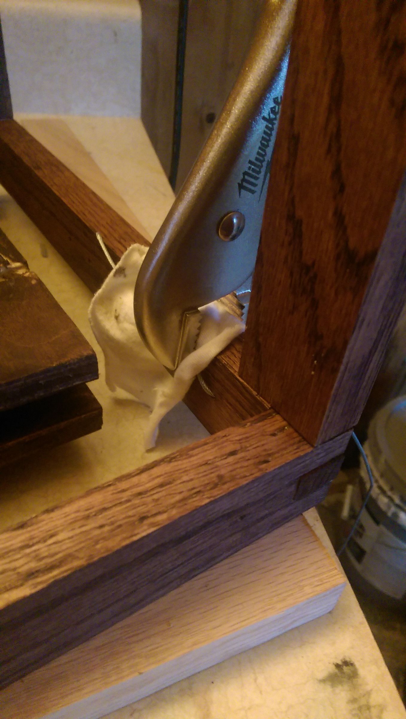 Floating End-Table : 6 Steps (with Pictures) - Instructables