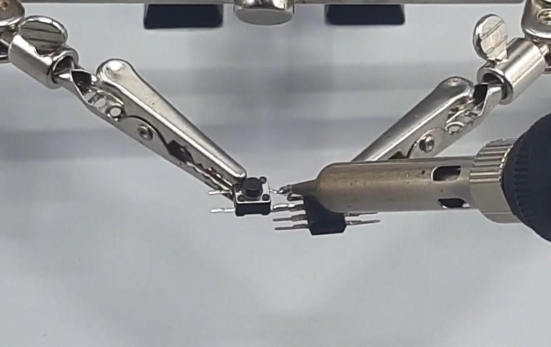 Simple Click on Click Off Circuit : 6 Steps (with Pictures) - Instructables