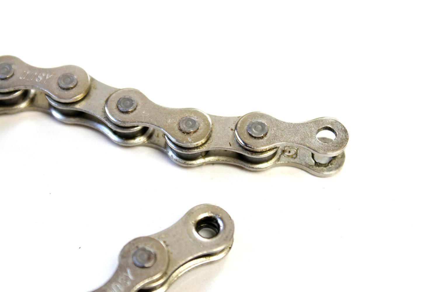 Easy Bike Chain Bracelet : 6 Steps (with Pictures) - Instructables