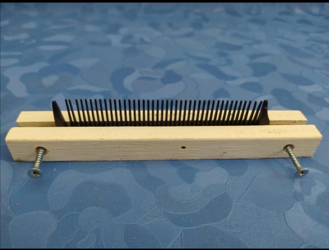 Loom With Combs : 10 Steps (with Pictures) - Instructables