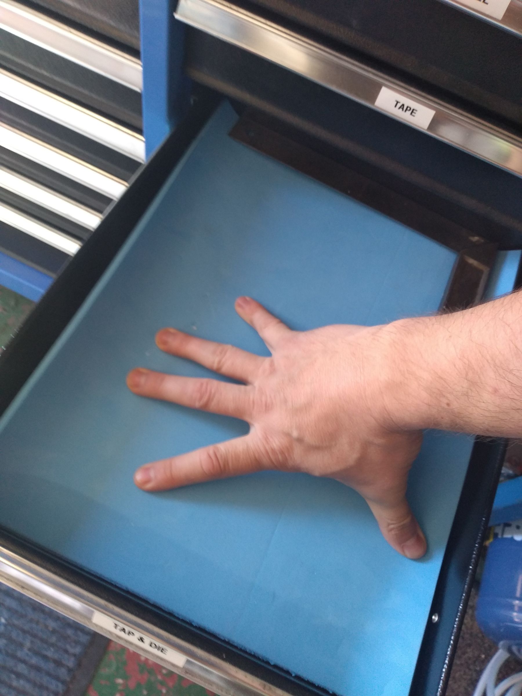 DIY Foam Drawer Organizer : 7 Steps (with Pictures) - Instructables