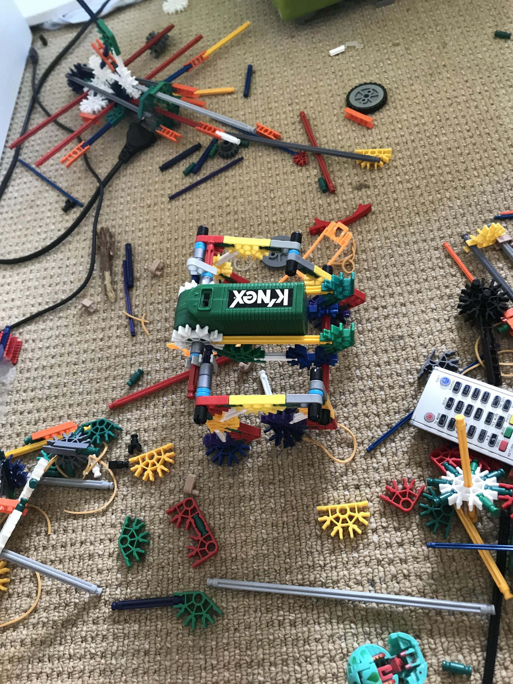 K'nex Walking Robot Creature Component : 7 Steps - Instructables
