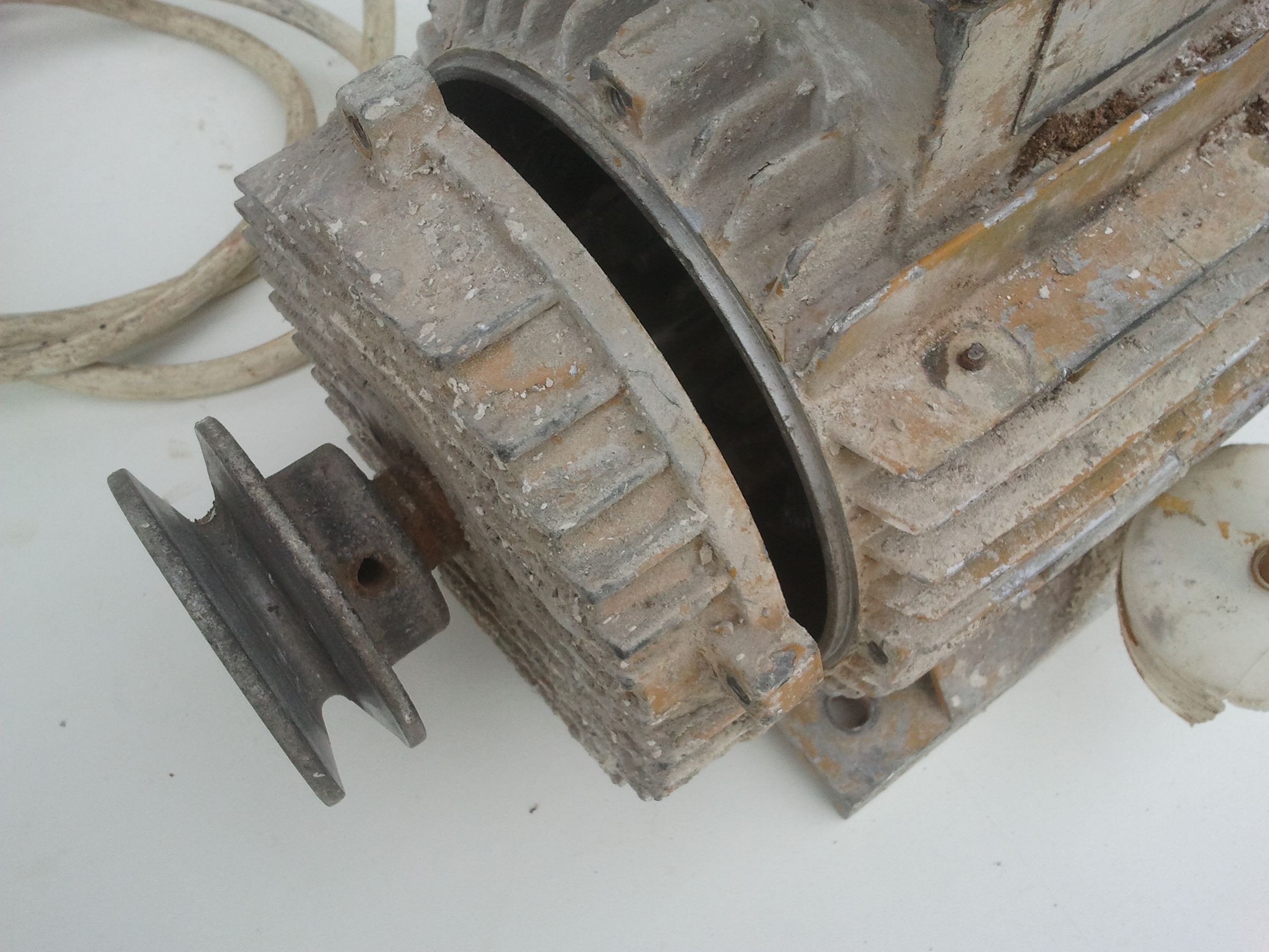 Rewinding and Renovation of the Electric Motor : 45 Steps (with ...