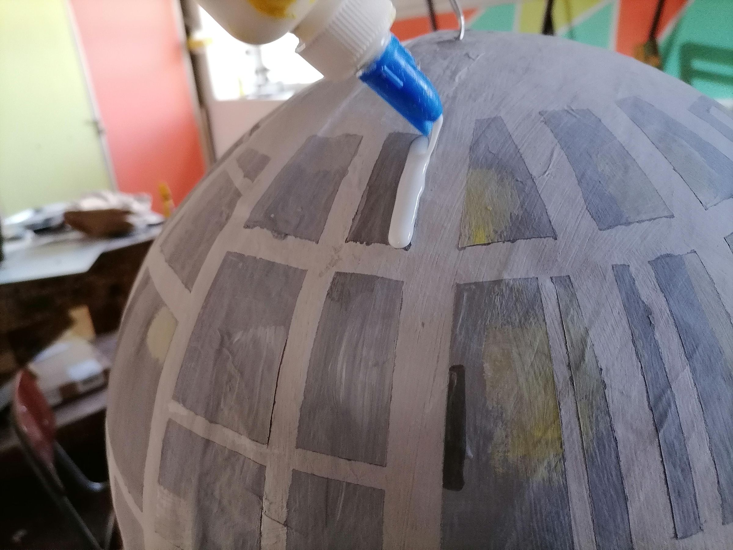 Paper Maché Death Star : 7 Steps (with Pictures) - Instructables