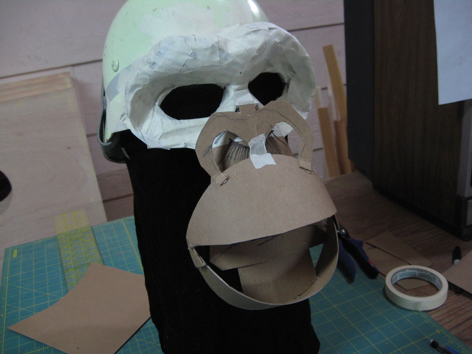 Gorilla Tape Gorilla Mask : 11 Steps (with Pictures) - Instructables