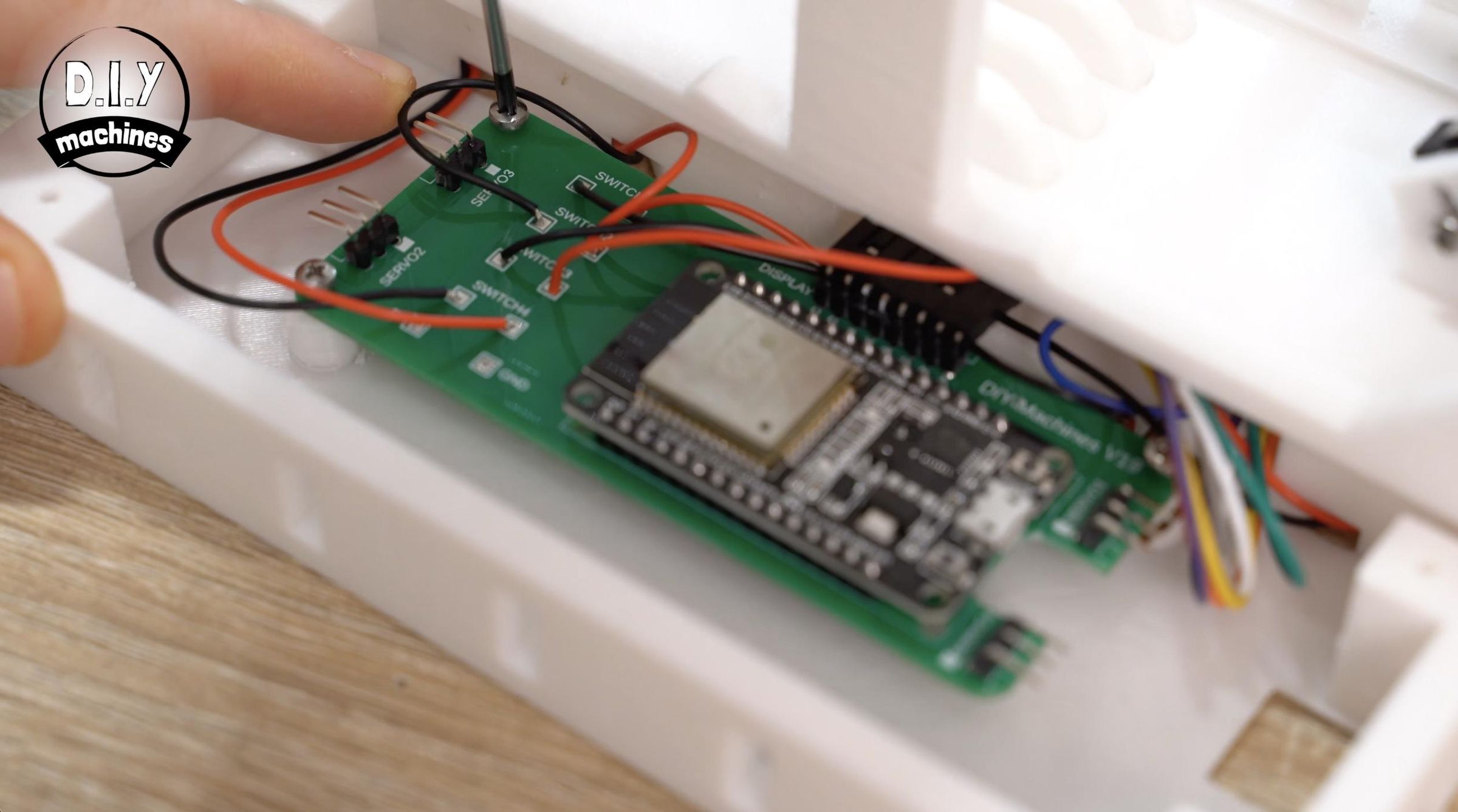 WeatherBot - a Motorised Weather Machine | 3D Printable, ESP32 & OpenWeatherMap : 22 Steps (with ...