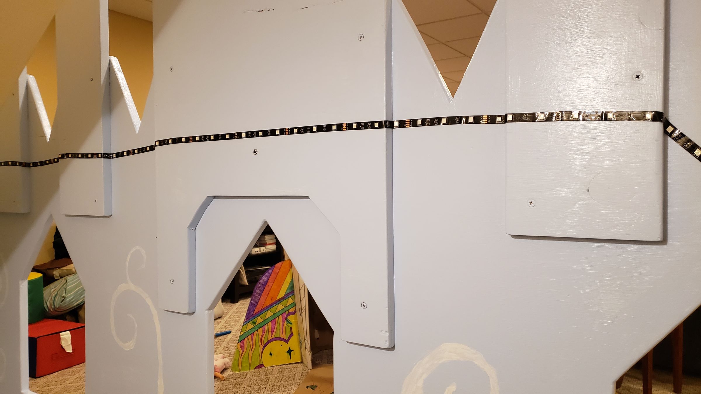 Under-the-Stairs Elsa Ice Castle : 13 Steps (with Pictures) - Instructables