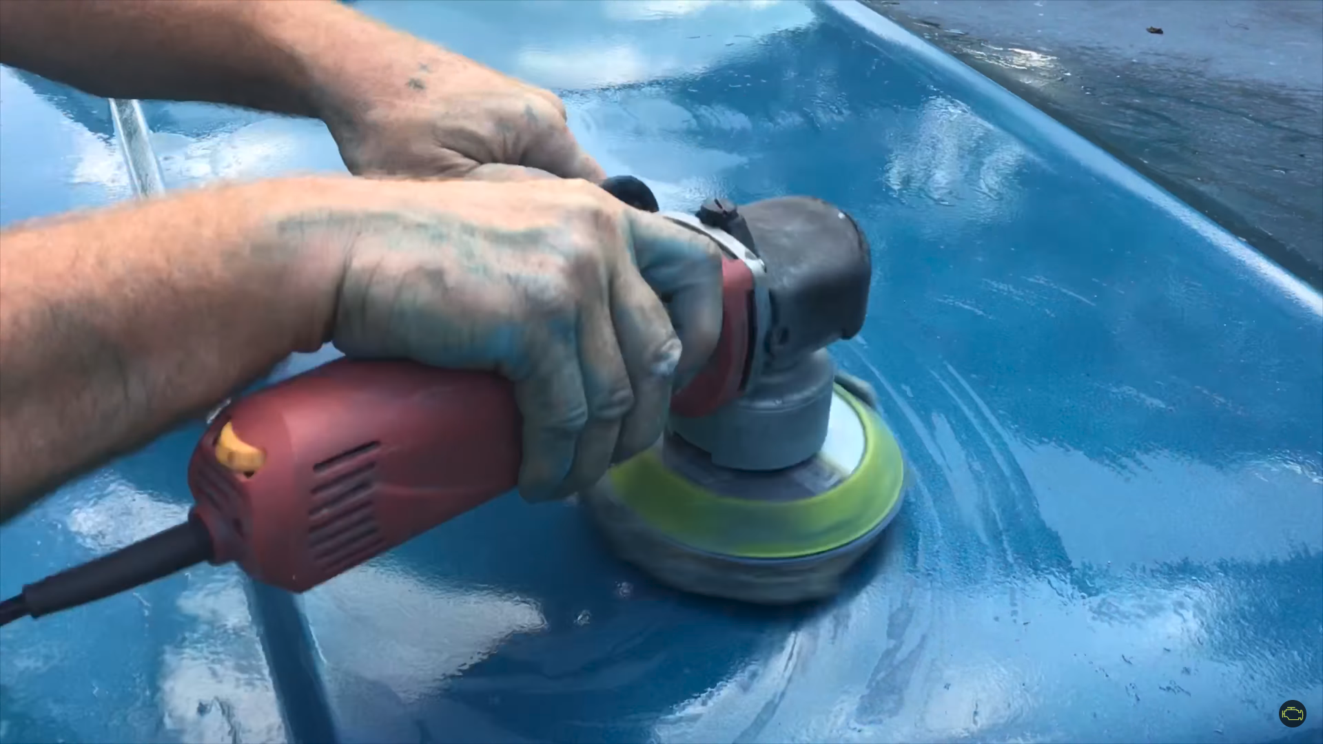 REMOVE Heavy Oxidation So Your Car Will SHINE : 4 Steps - Instructables