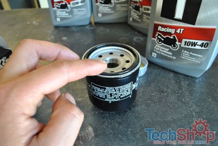 Motorcycle Oil Change. : 9 Steps (with Pictures) - Instructables