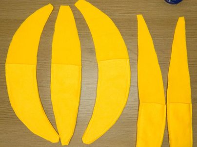 DIY Banana PLUSHIES ! | Whole & Peeled Fruit Sewing Patterns : 22 Steps ...