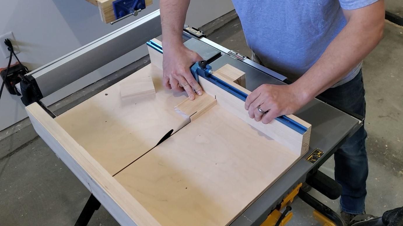 How to Make a Wooden Box Joint Box : 7 Steps (with Pictures ...