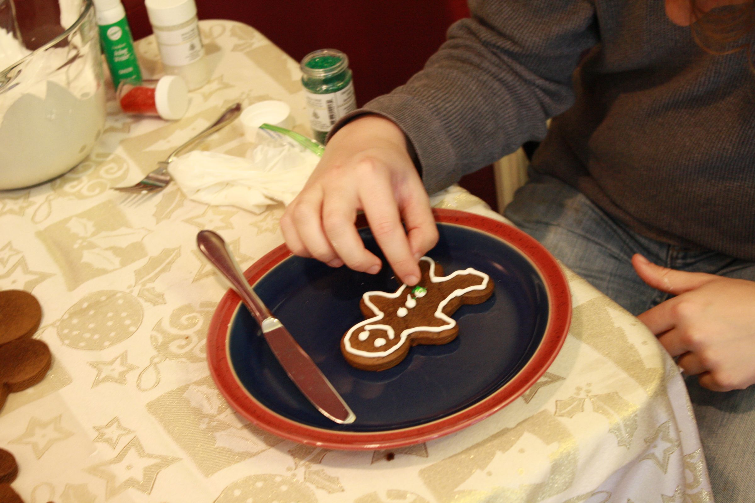 Gingerbread Man : 7 Steps (with Pictures) - Instructables
