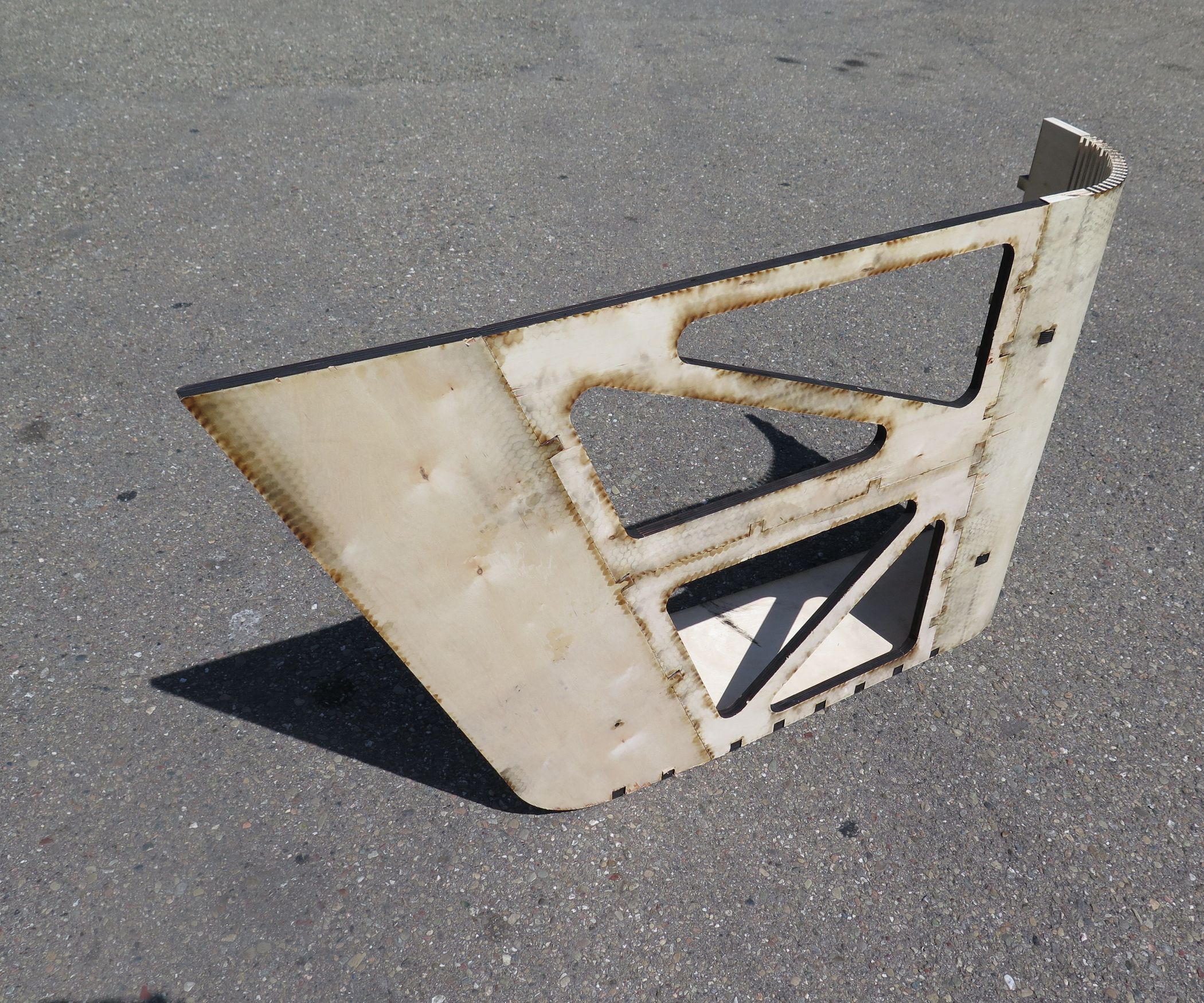 Escape Pod: Full-Scale Mockup : 7 Steps - Instructables