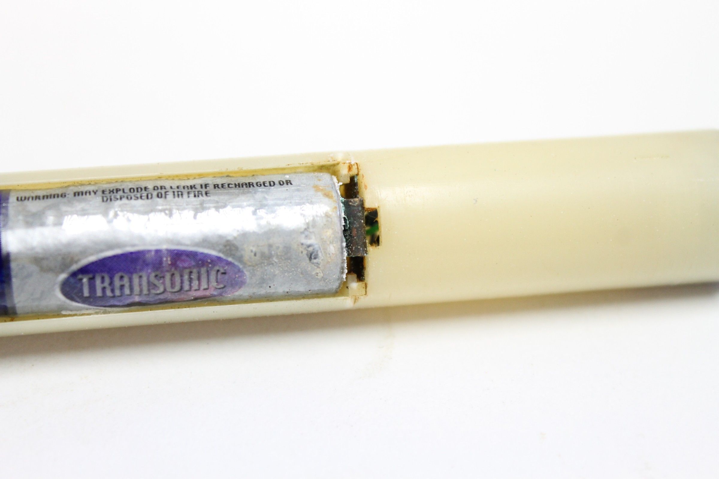 How to Fix Corroded Battery Terminals : 12 Steps (with Pictures ...