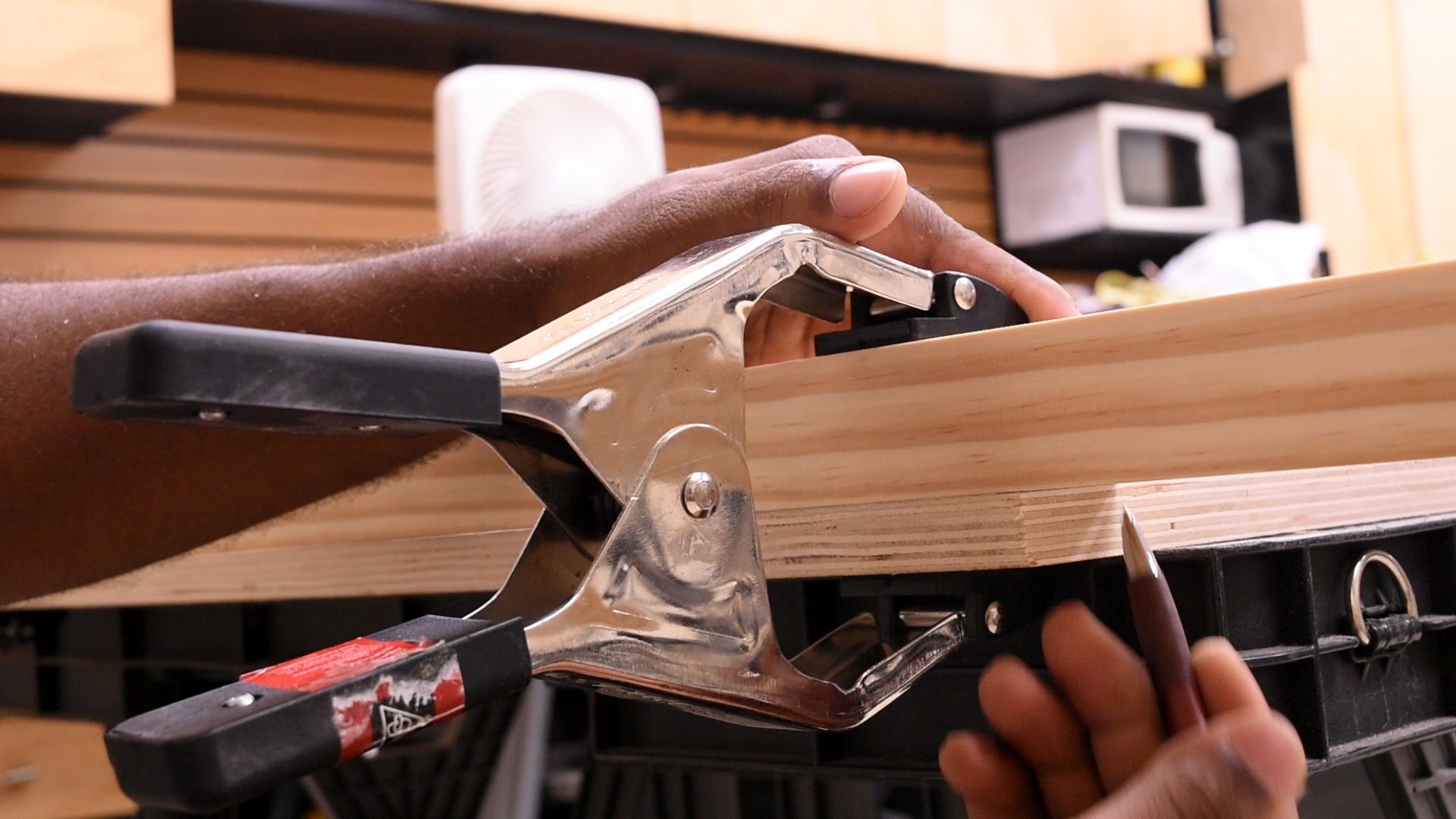 MAX CUT 2 Circular Saw Crosscut & Miter Jig : 11 Steps (with Pictures ...