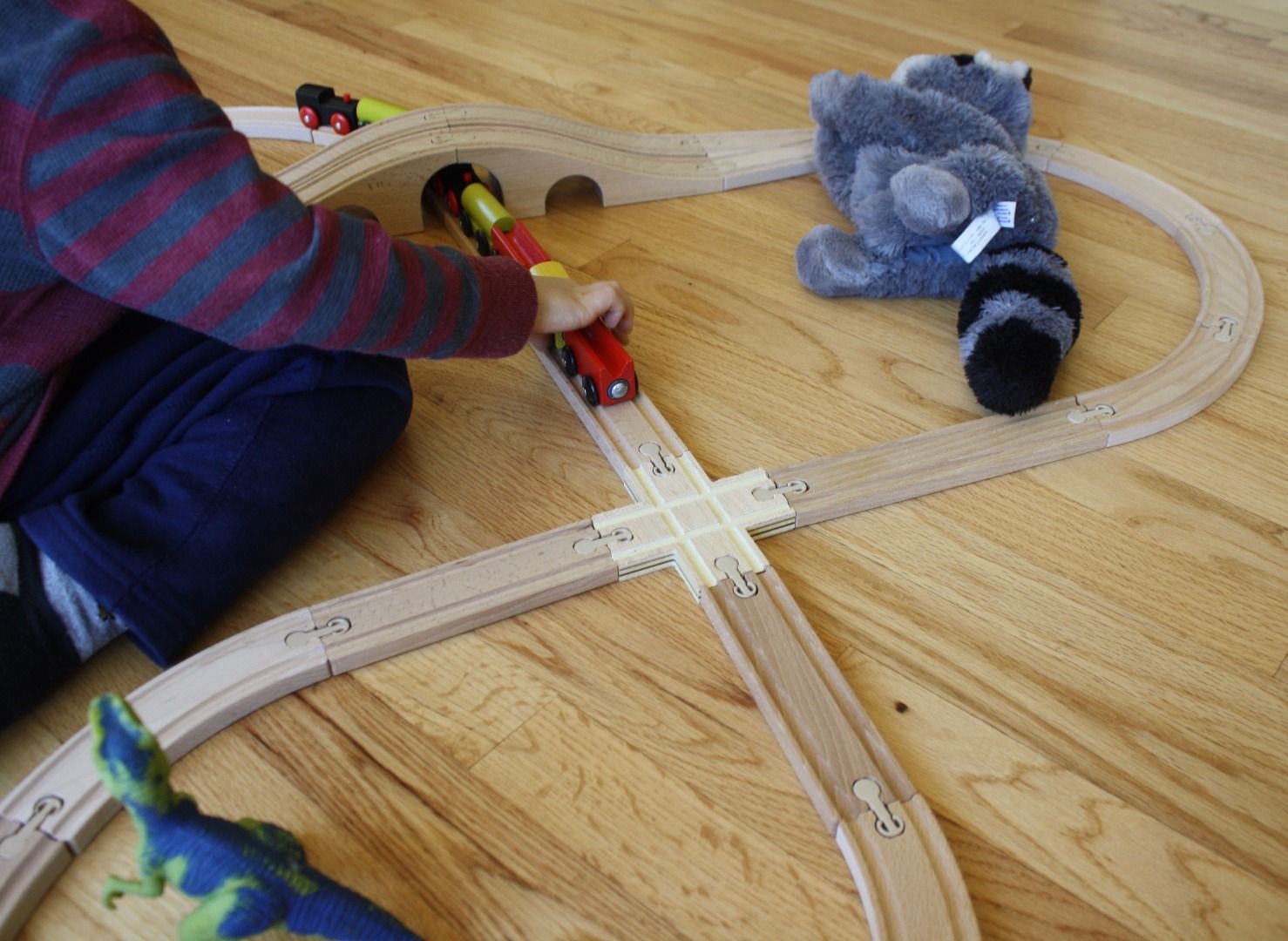 Custom Wooden Train Track X-crossing : 4 Steps (with Pictures ...