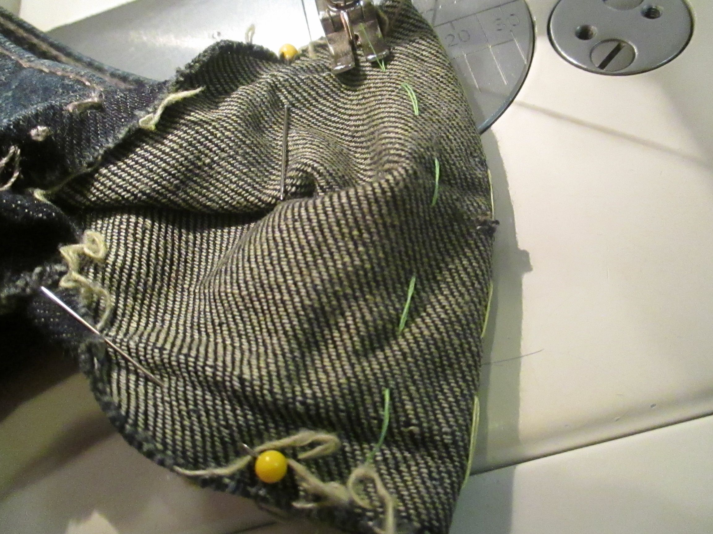 How to Resize Your Jeans : 6 Steps (with Pictures) - Instructables