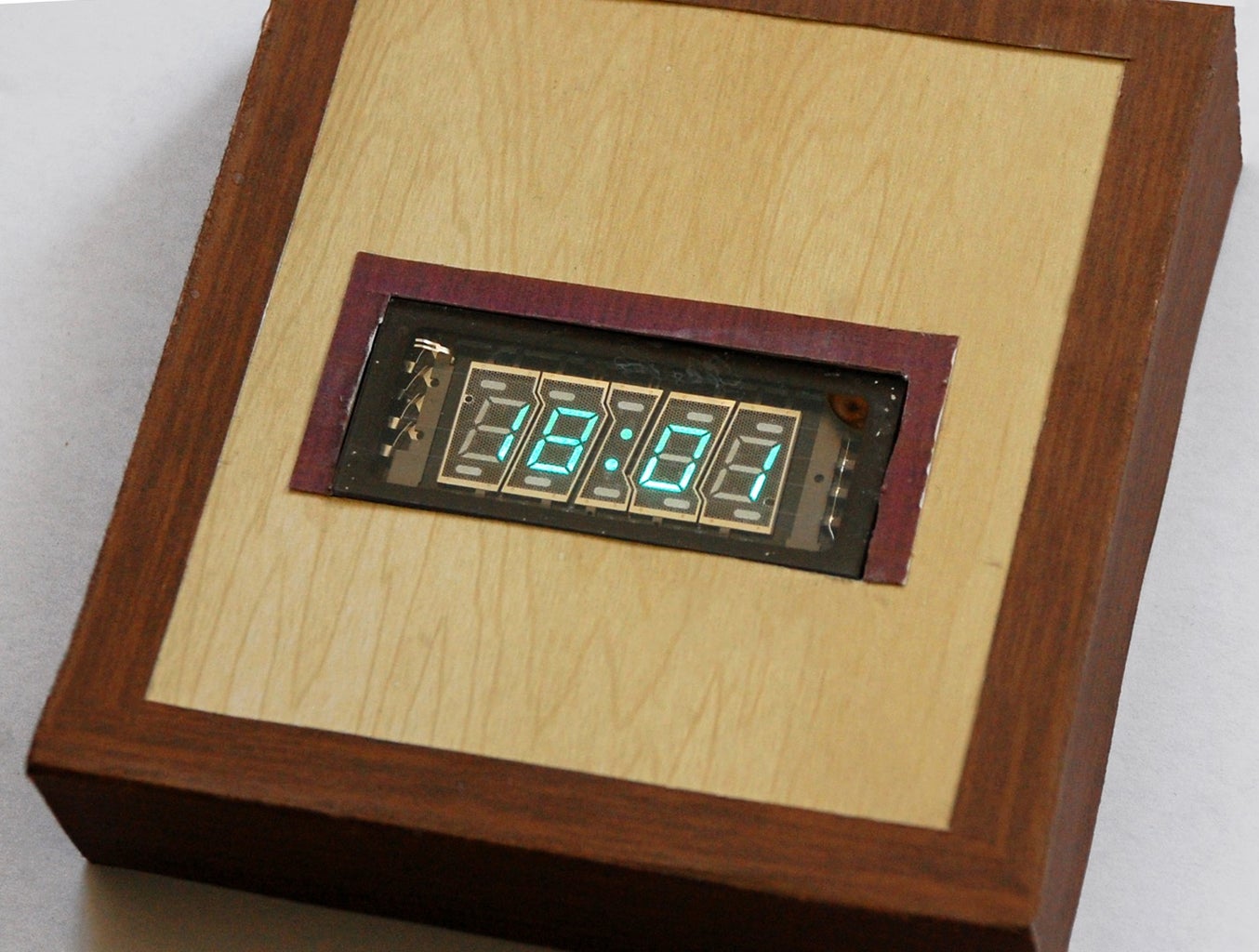 Arduino Vfd Display Clock Tutorial A Guide To Vfd Displays 10 Steps With Pictures