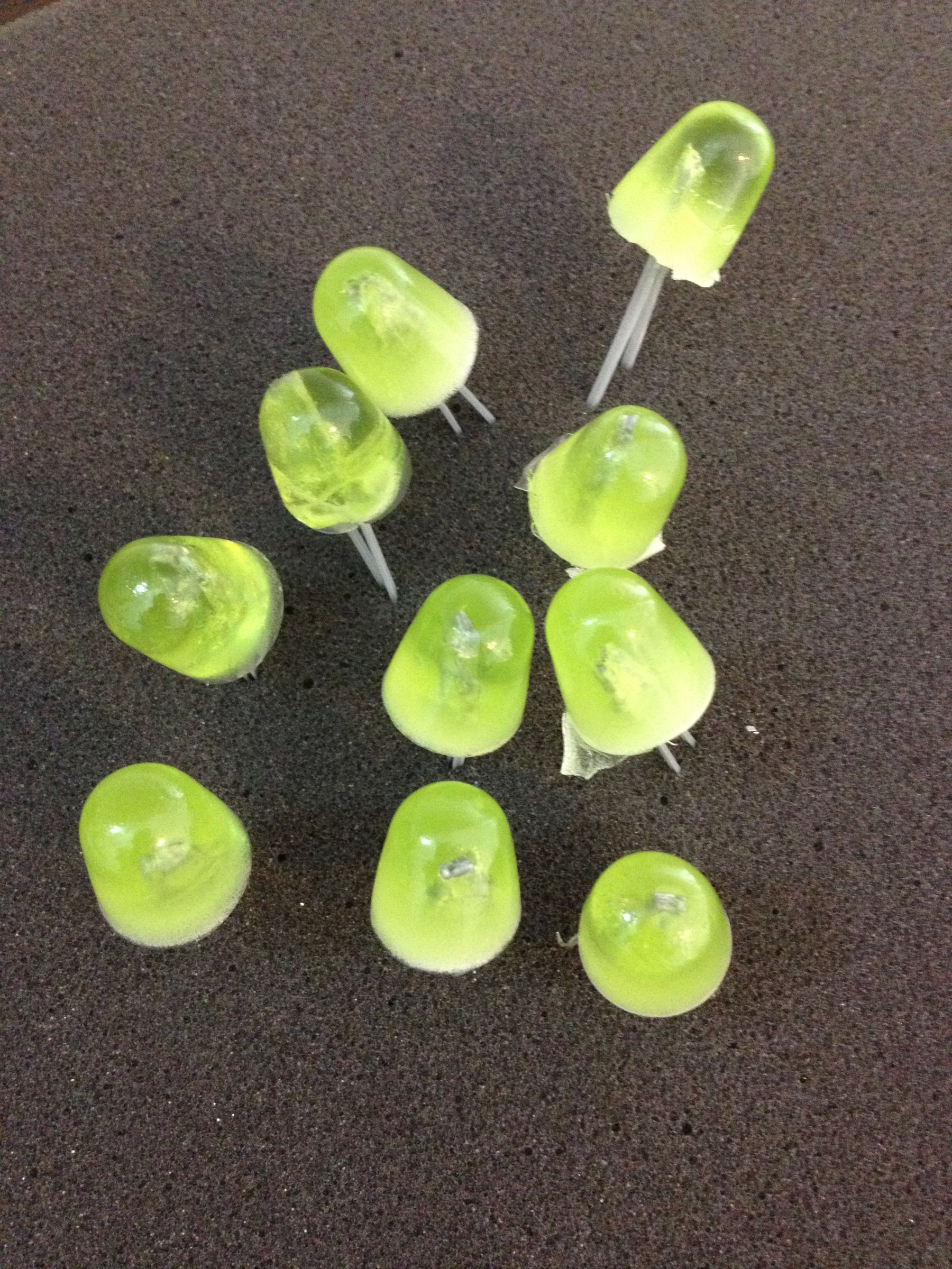 LED Lights Gummy Candy. Edible + Glowing Candy! : 5 Steps (with ...