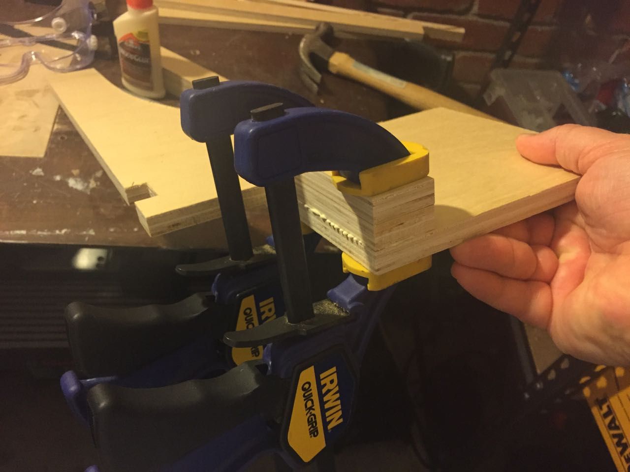 Outfeed Table for Dewalt Table Saw for $10 (includes Plans) : 4 Steps ...