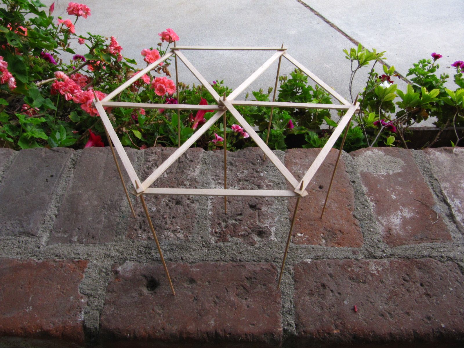 Solar Powered Ferris Wheel Toy : 3 Steps (with Pictures) - Instructables