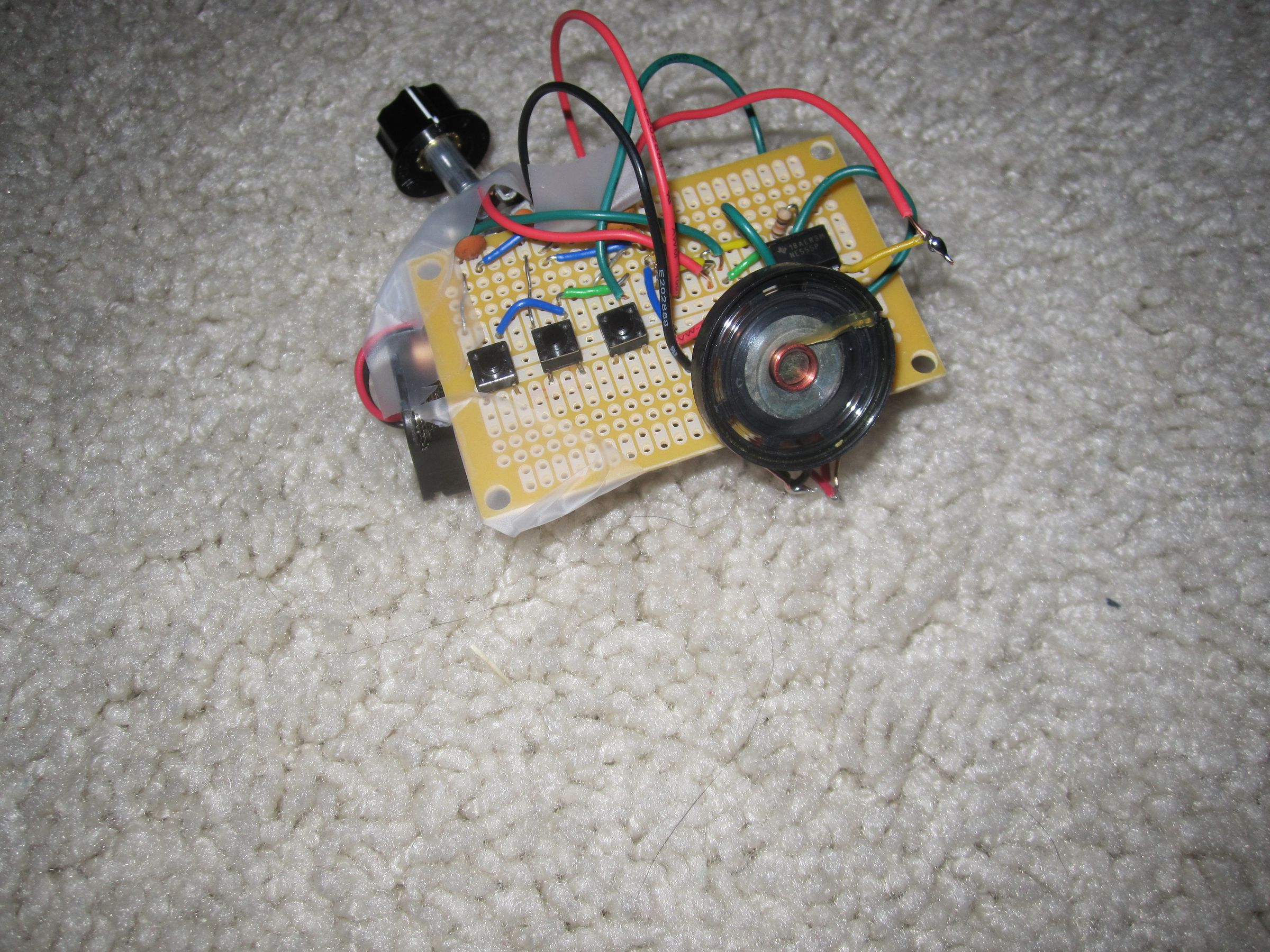 Synthesizer Using 555 : 5 Steps - Instructables