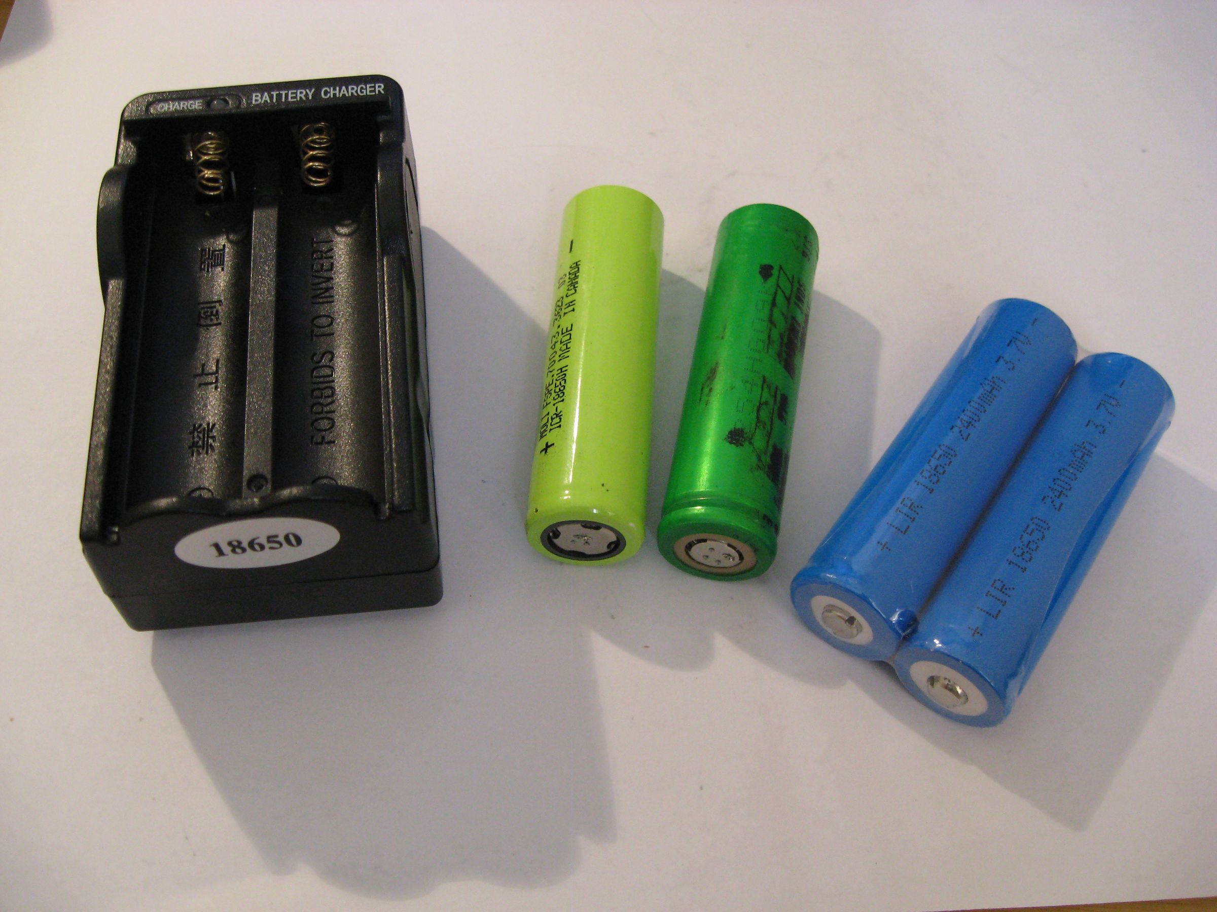 Heavy Duty Portable Charger for Usb Devices (phones, IPad, Etc.) : 8 ...