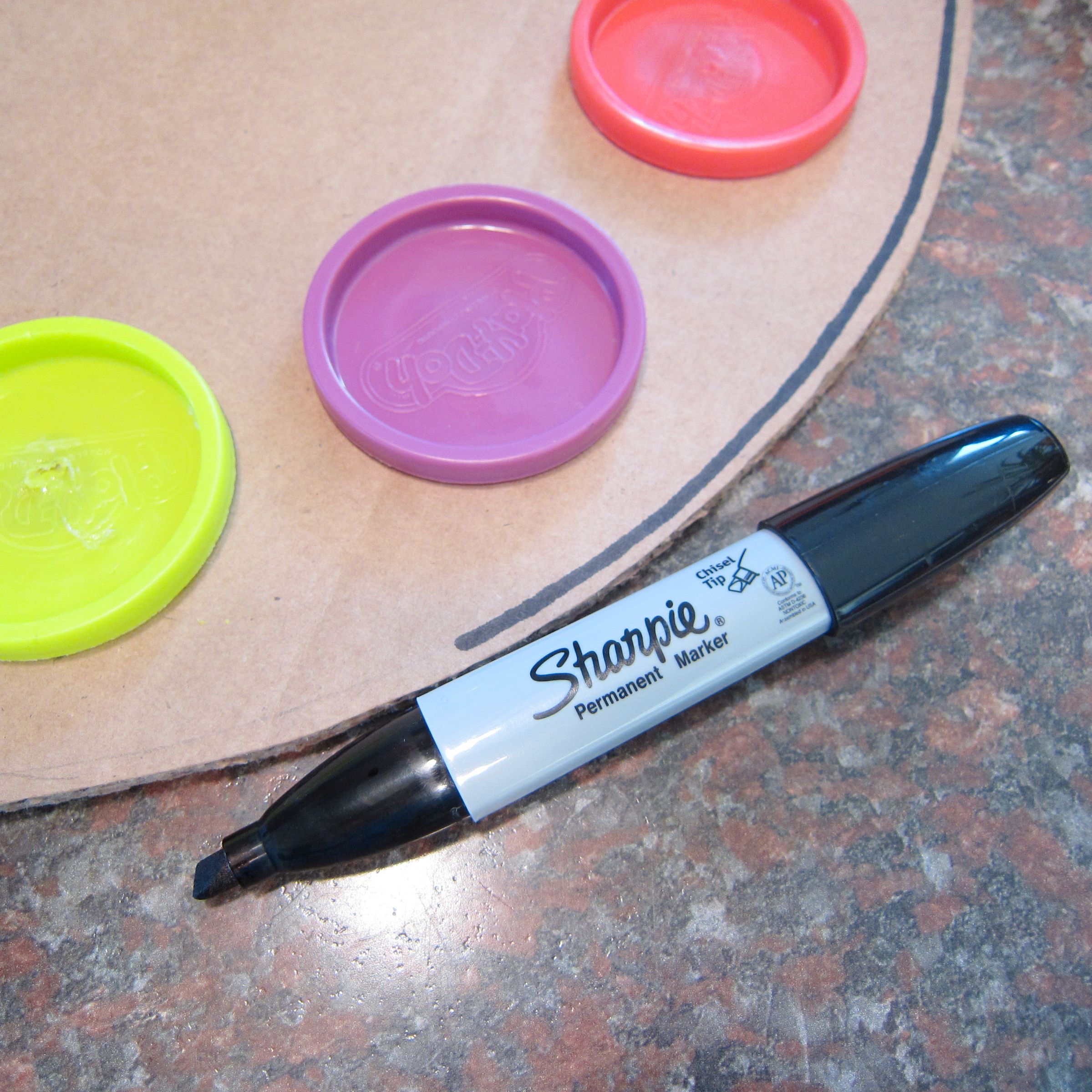 Play-Doh Lid Clock : 6 Steps (with Pictures) - Instructables