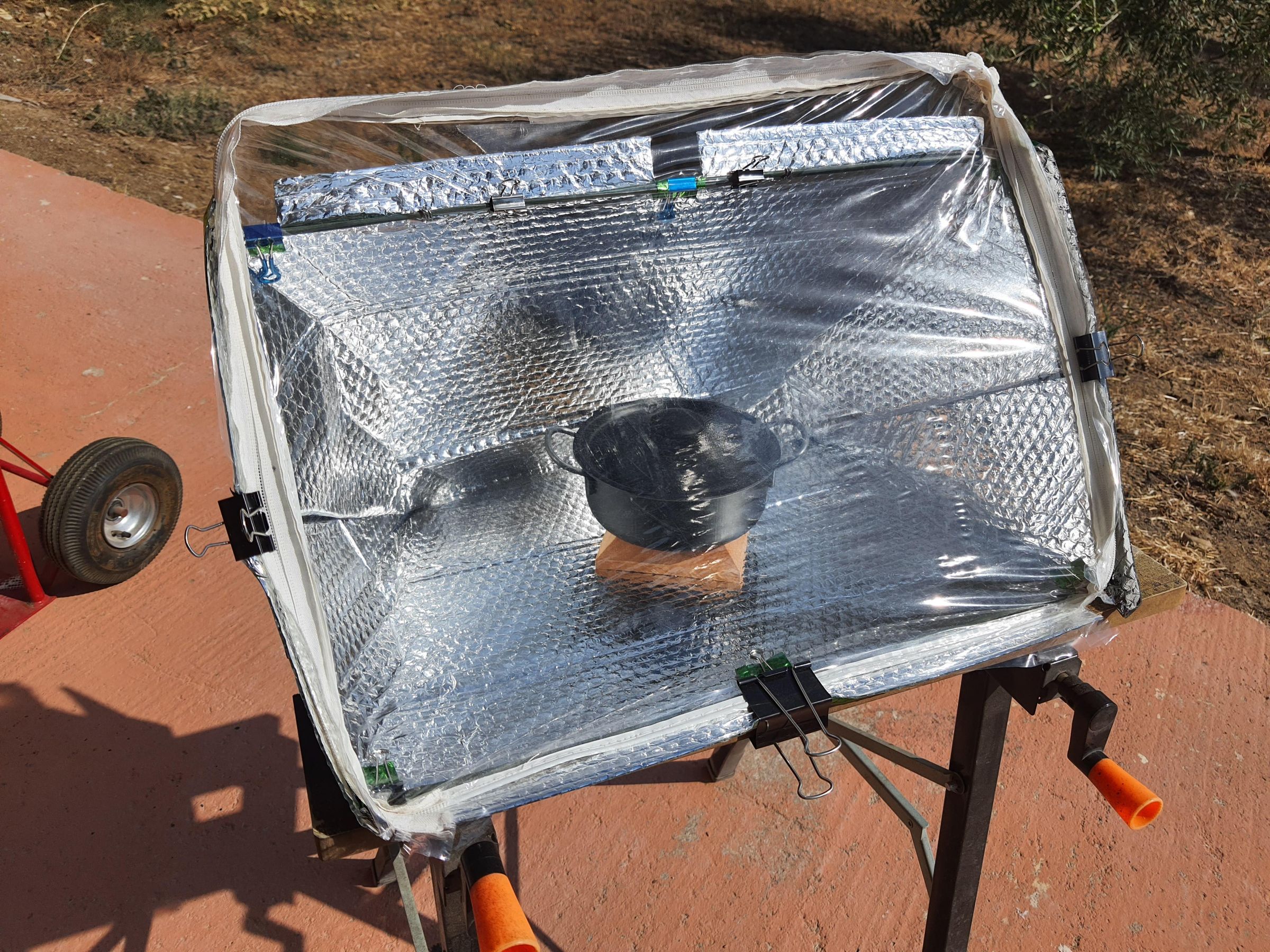 The Perfect DIY Solar Oven : 6 Steps (with Pictures) - Instructables