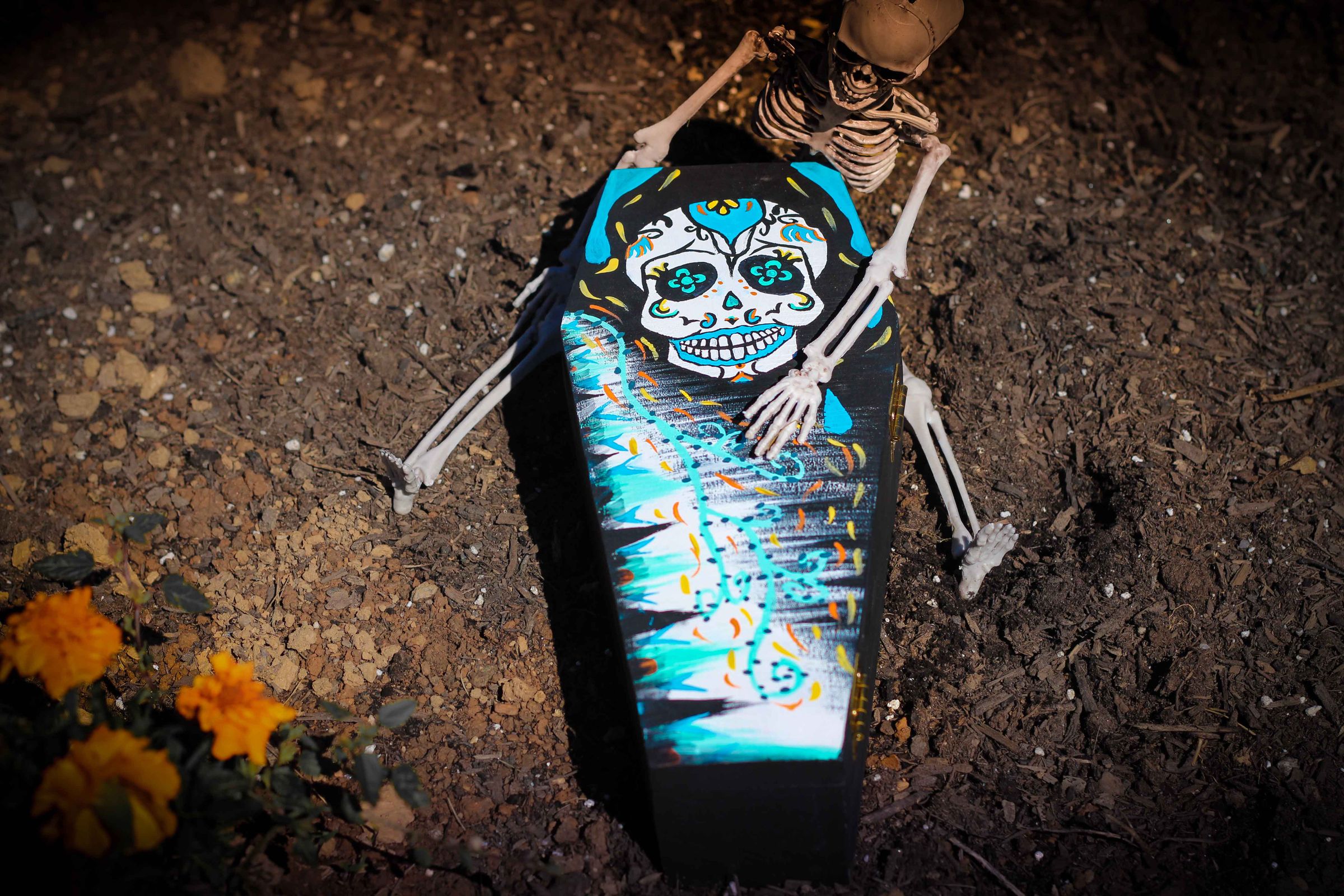 Mini Coffin : 14 Steps (with Pictures) - Instructables