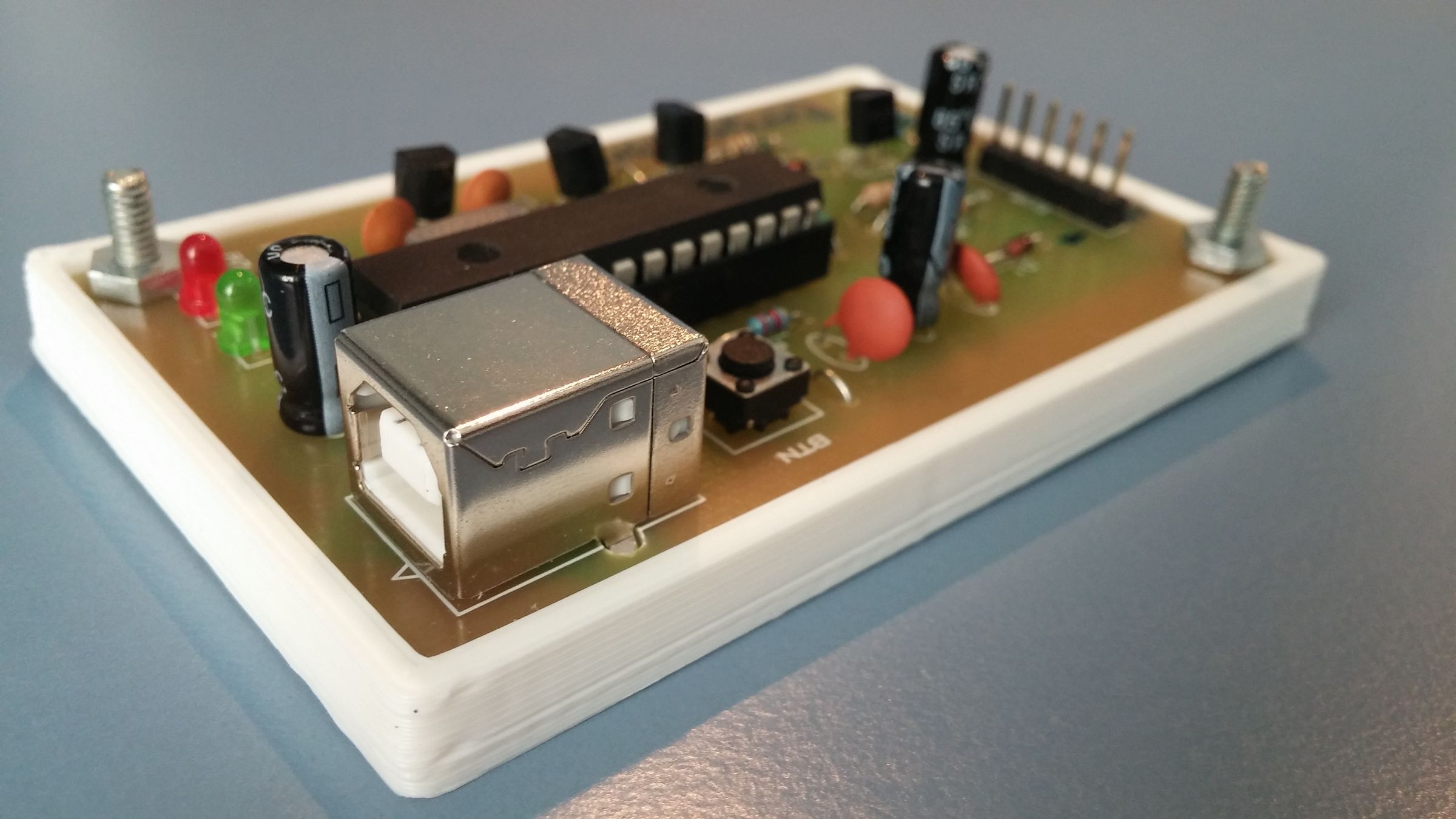 How to Make a PIC Programmer - PicKit 2 'clone' : 4 Steps (with ...