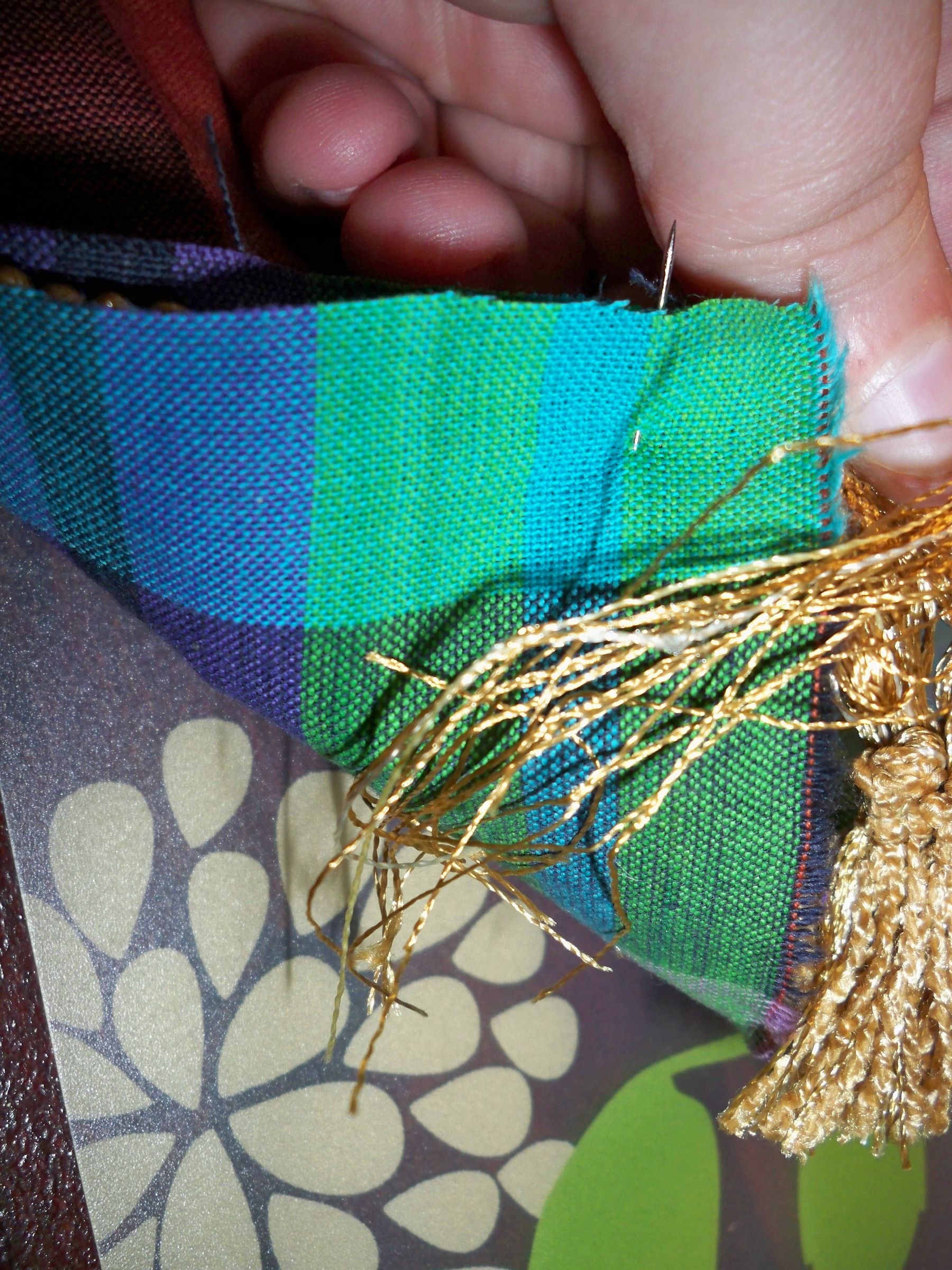 How to Make Awesome (and Easy!) Throw Pillows : 7 Steps - Instructables