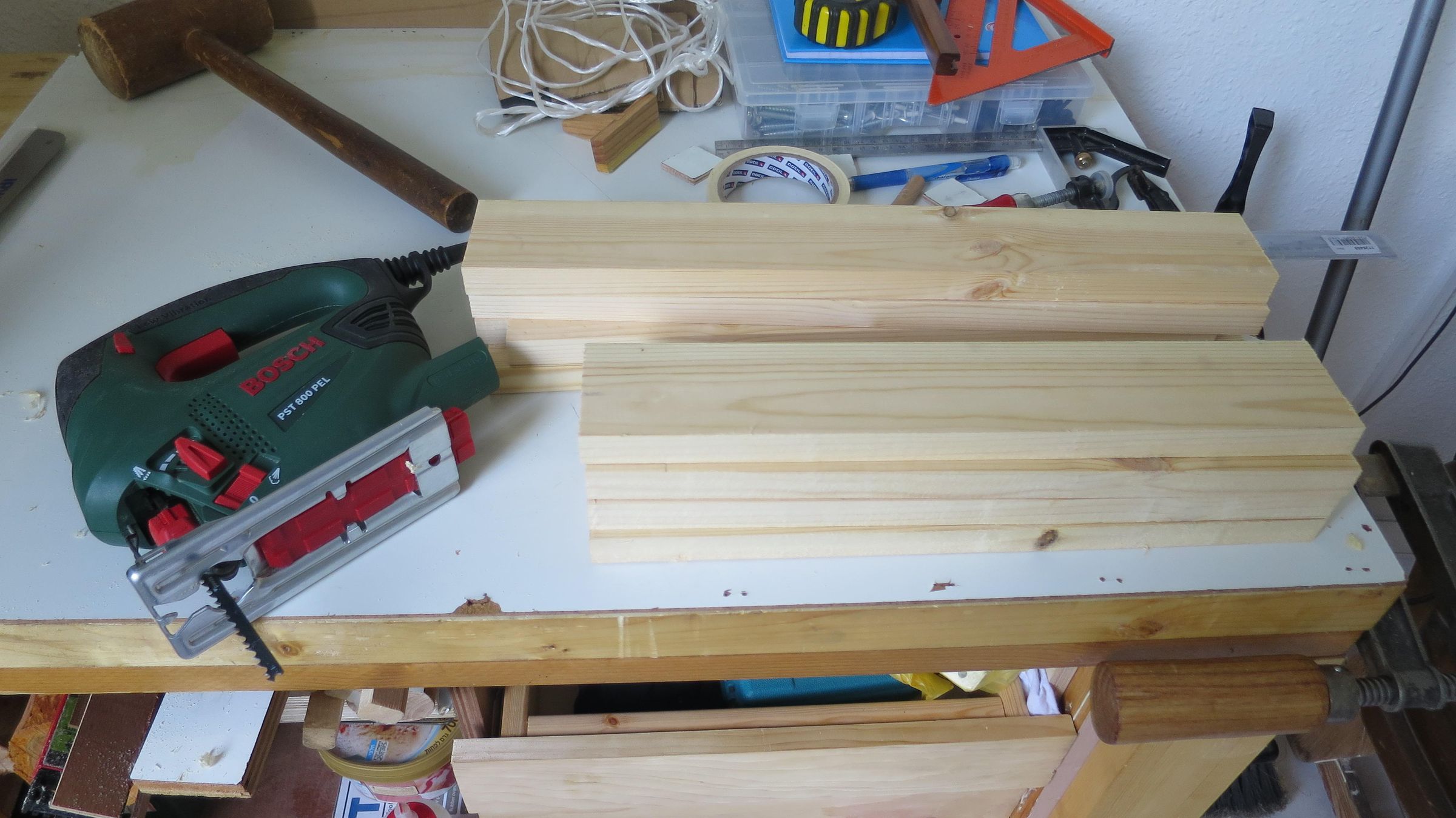 DIY Portable Workbench (knock-down Design) With a Leg Vise and Storage ...