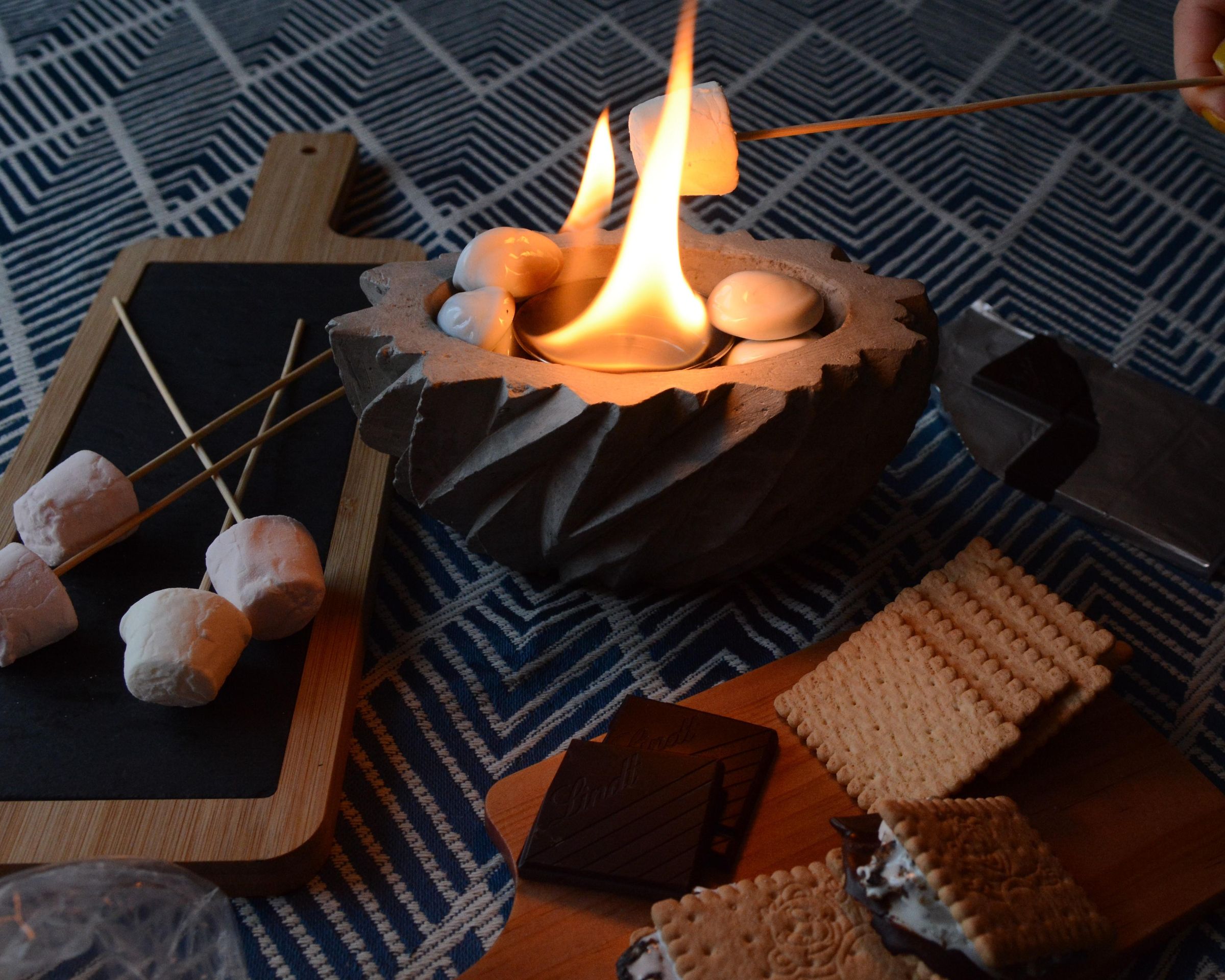 Mini Indoor Fire Pit for S'mores : 7 Steps (with Pictures) - Instructables