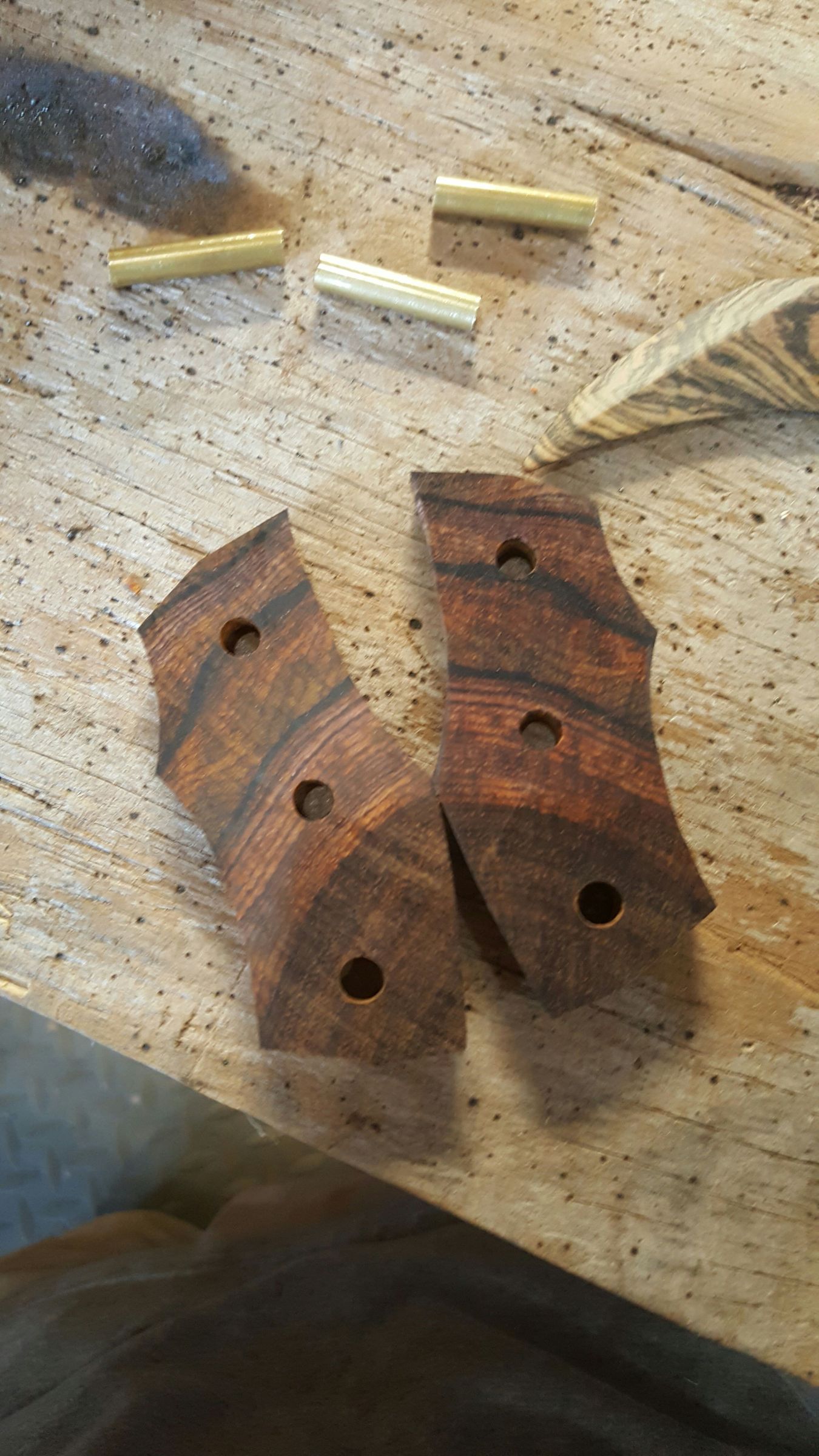 Training Karambit : 6 Steps (with Pictures) - Instructables