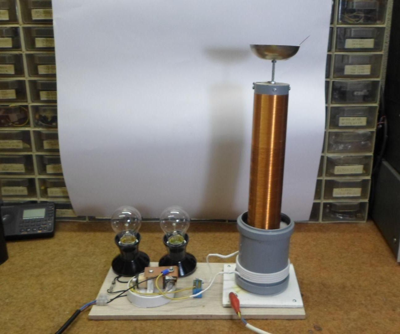 Extremly Simple Tesla Coil With Only 3 Passive Components (8+ Cm Spark ...
