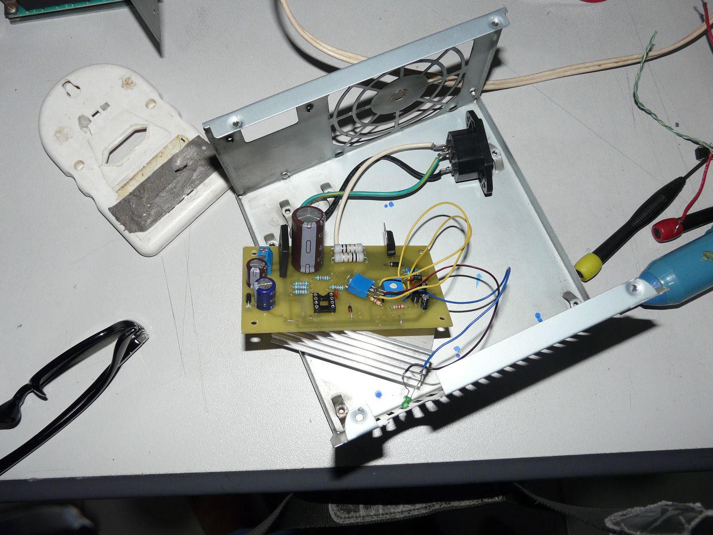 0 - 12 V LM317 Power Supply : 7 Steps (with Pictures) - Instructables