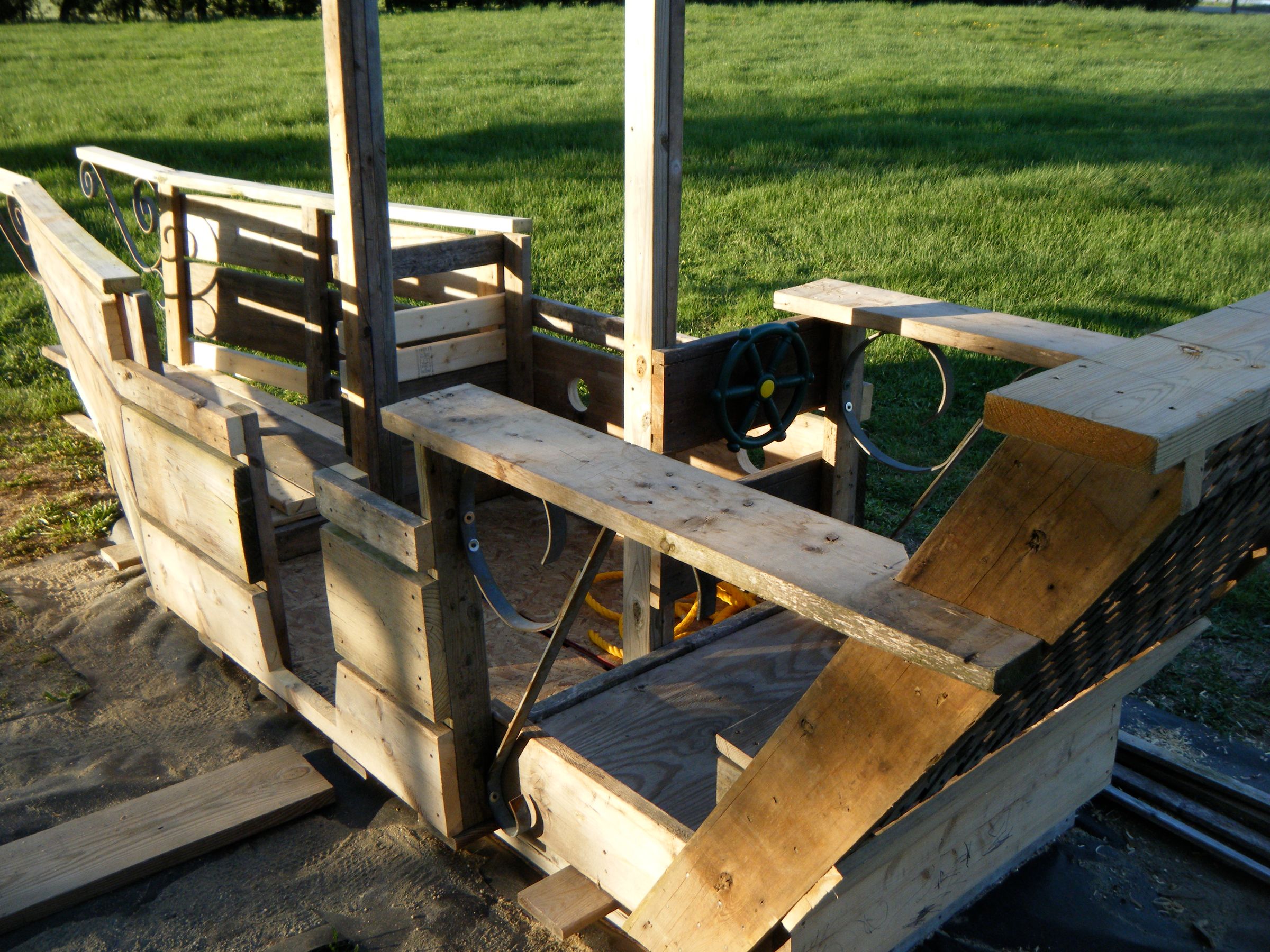 Pallet Pirate Ship : 25 Steps (with Pictures) - Instructables