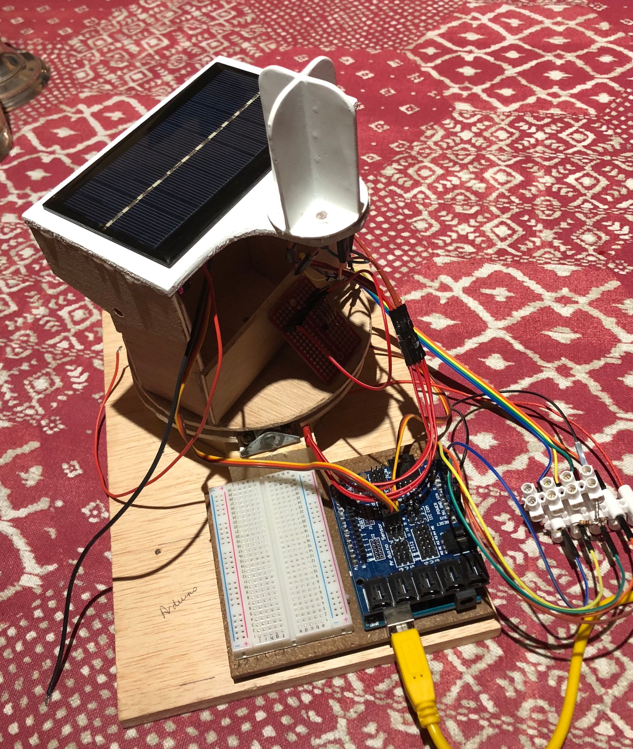 Simple Dual Axis Solar Tracker : 23 Steps (with Pictures) - Instructables