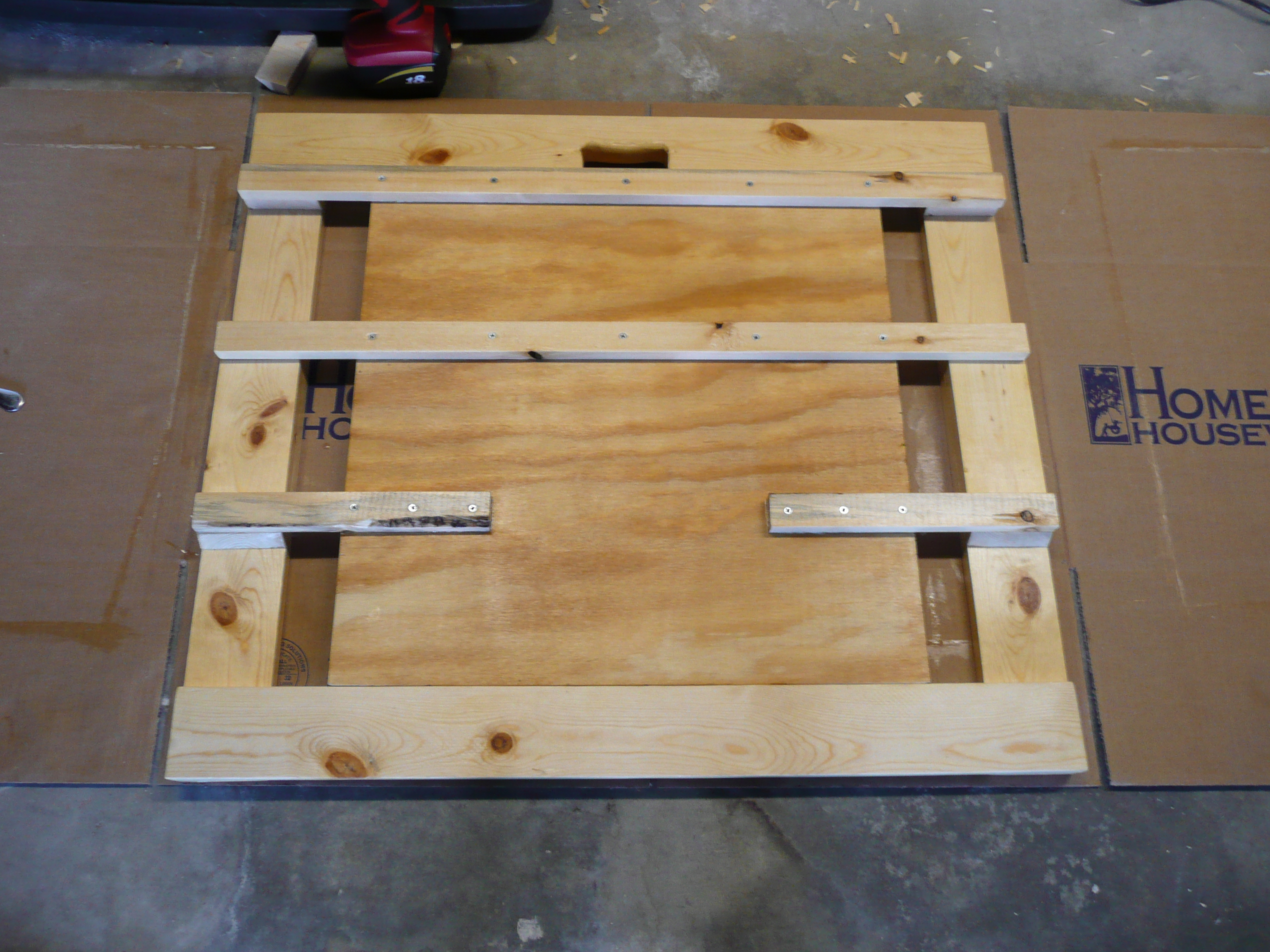 Collapsible Desk : 13 Steps - Instructables