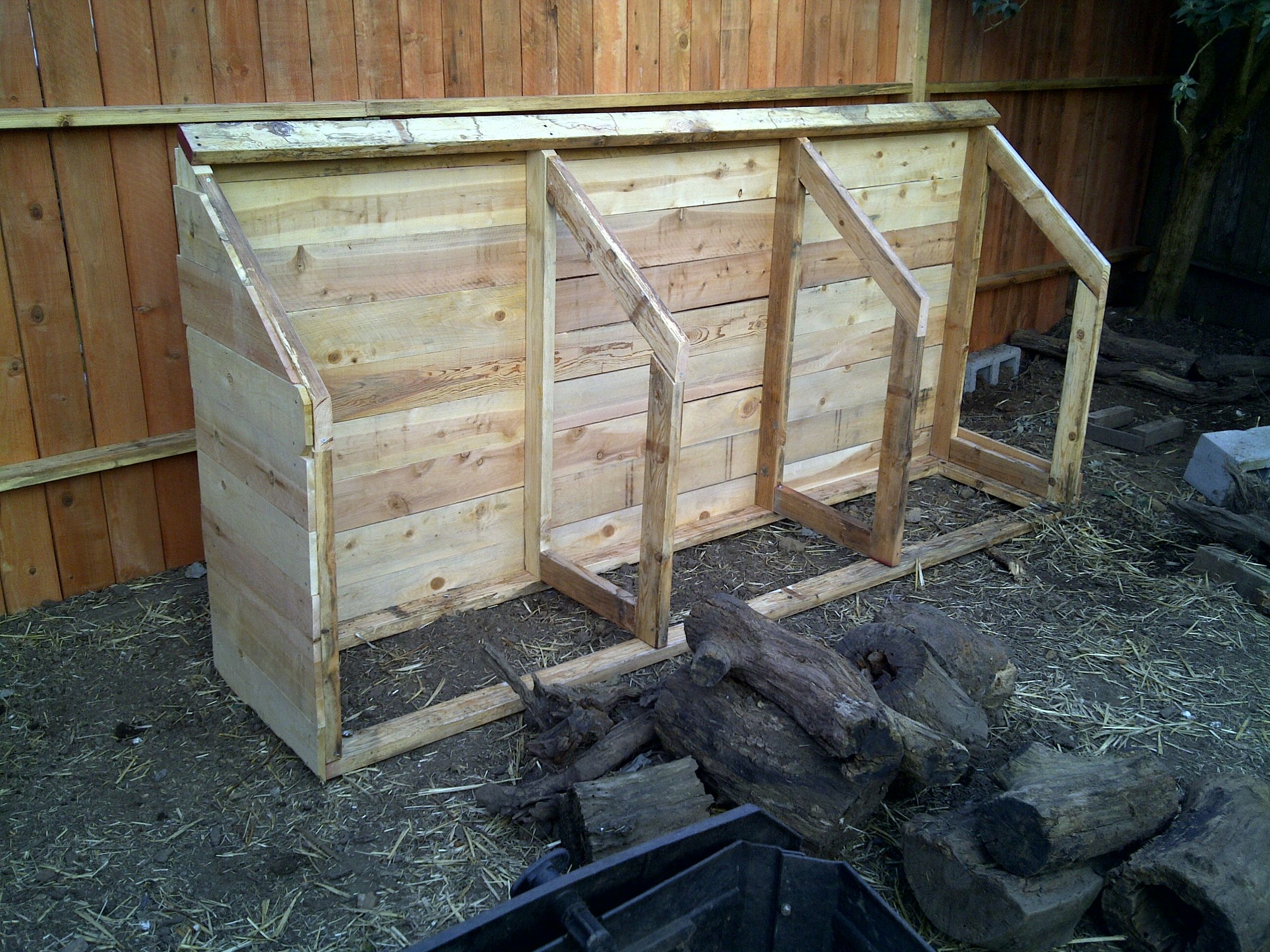 Chicken-Powered Three-Stage Compost Bin : 6 Steps (with Pictures ...