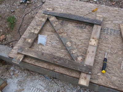 A Simple Pallet Gate - Instructables