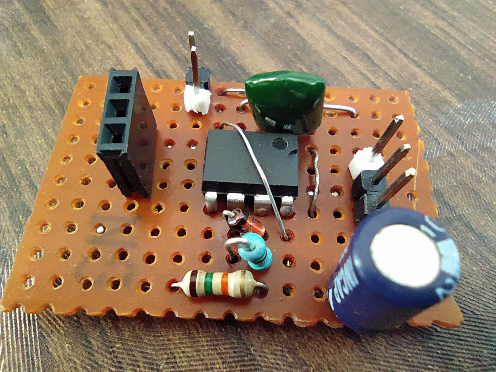 Control Servo Using 555 Timer IC : 3 Steps - Instructables