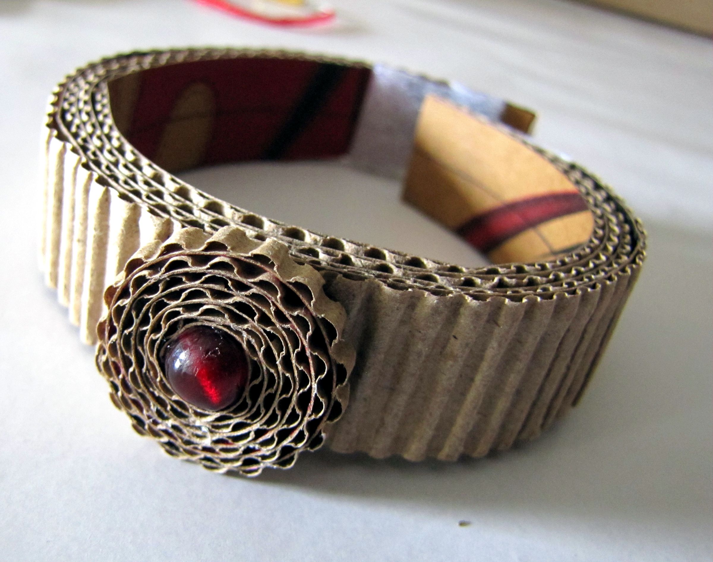 Cardboard Jewelry - a Full Set : 7 Steps (with Pictures) - Instructables