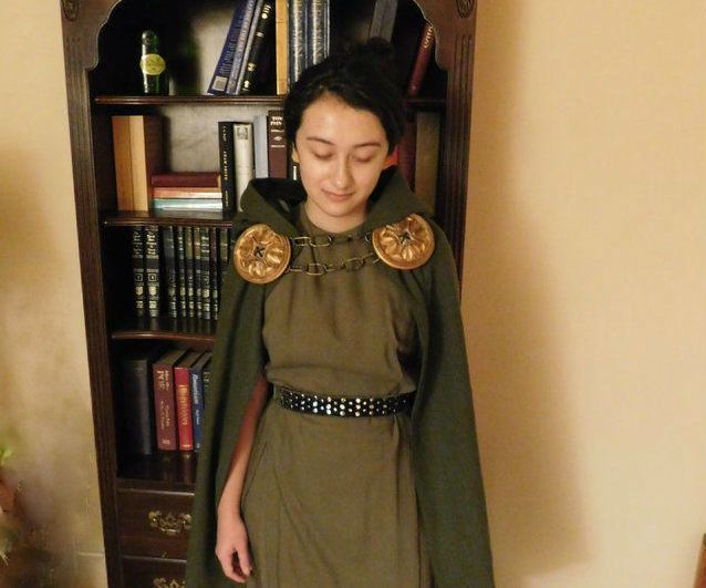 Dr. Doom Cape: Scaled, Mini/full : 9 Steps (with Pictures) - Instructables