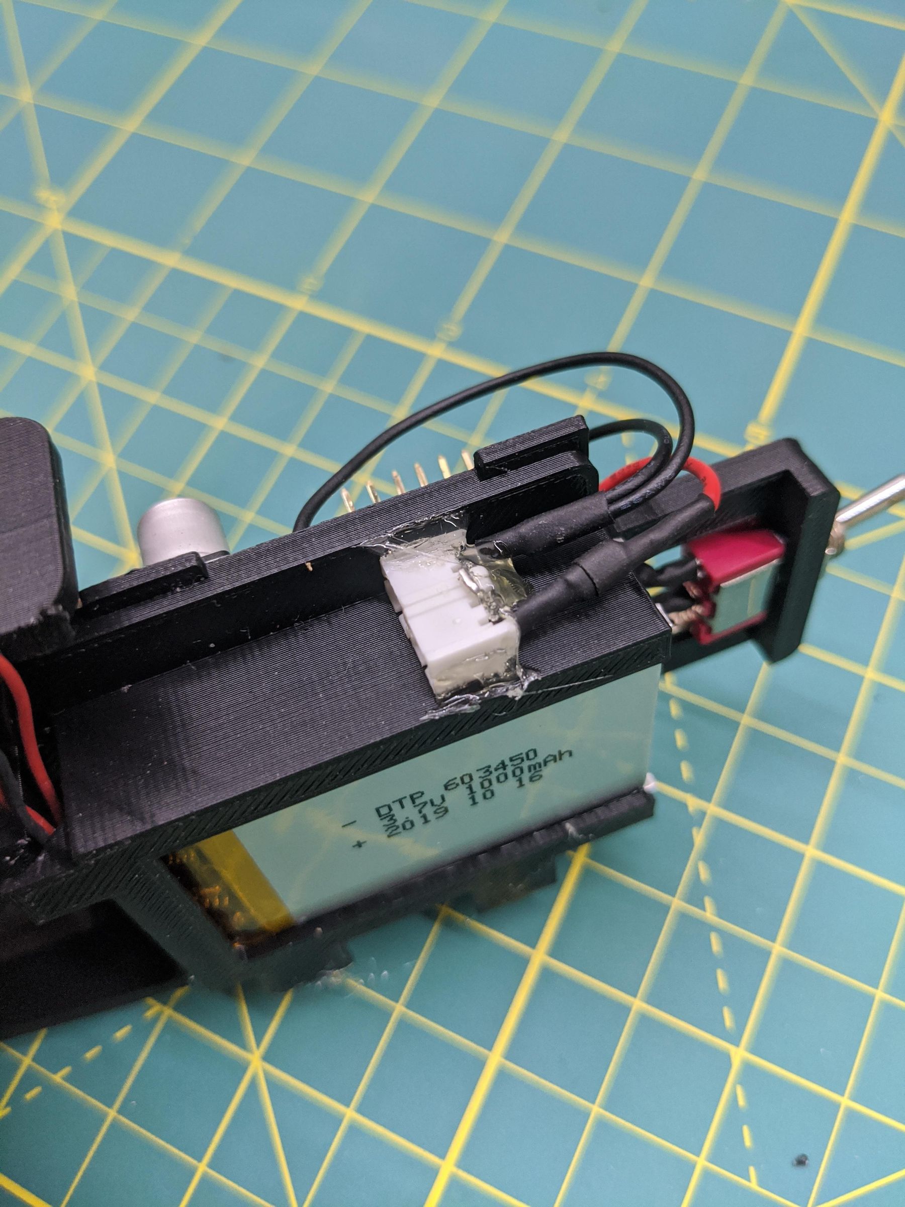 Itsy Bitsy: an Untethered Climbing Robot : 5 Steps (with Pictures) - Instructables