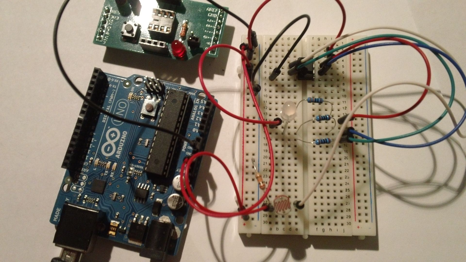 Color Changing Night Light With ATtiny : 8 Steps - Instructables