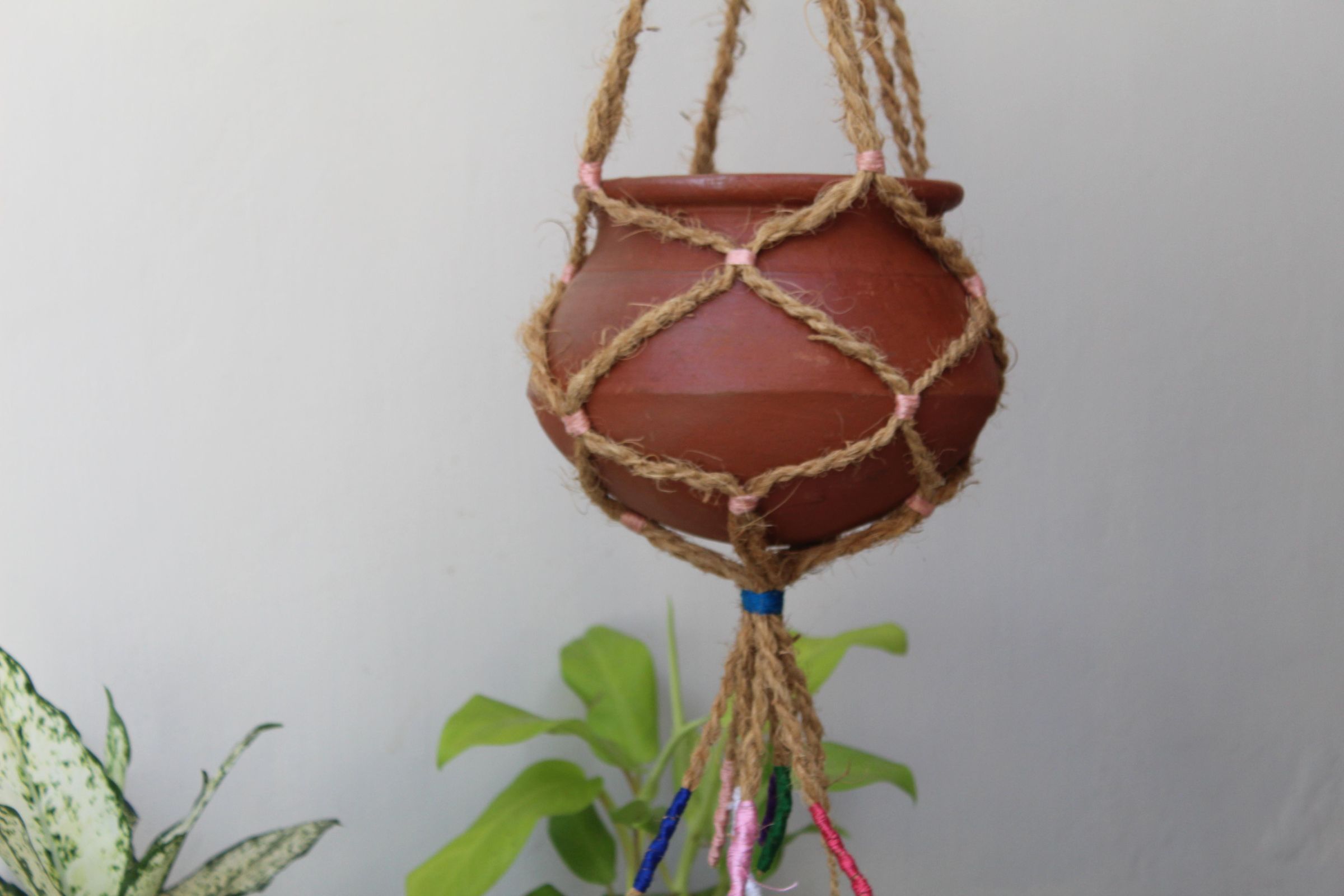 DIY Jute Rope Plant Hanger : 6 Steps (with Pictures) - Instructables