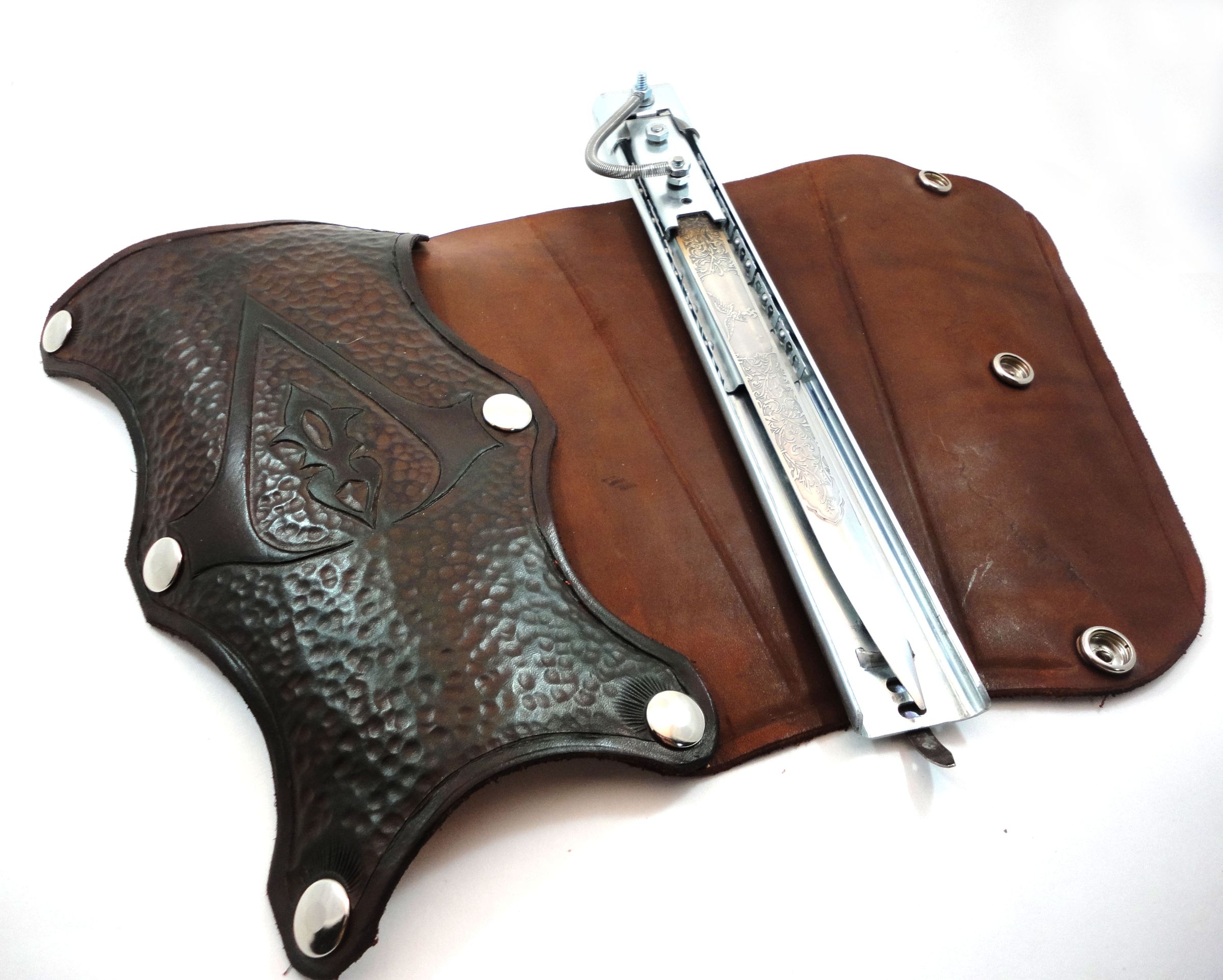 Assassin's Creed Hidden Blade - Functional Prop!! : 13 Steps (with ...